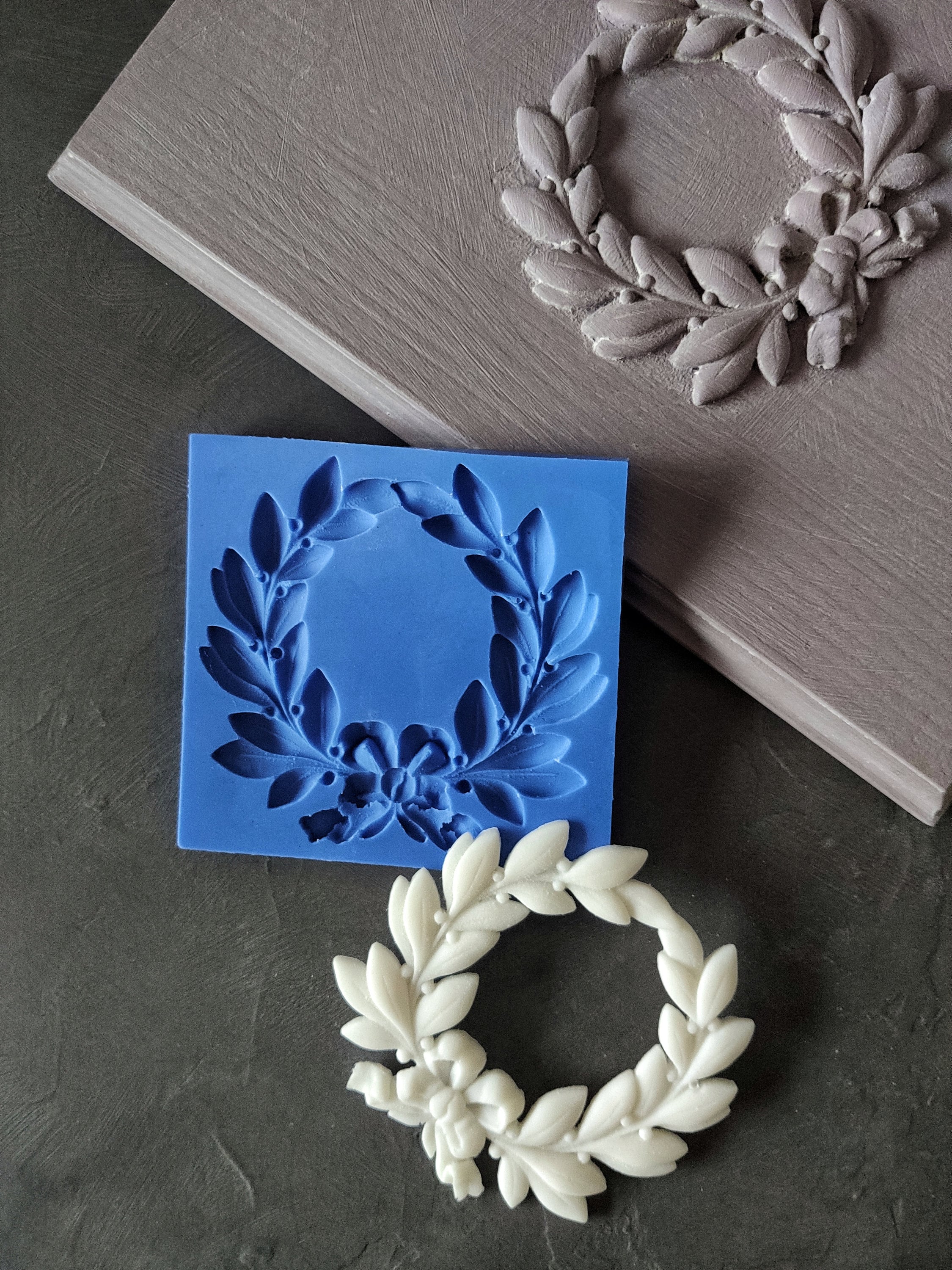 Wreath Mold Wreath Applique Wreath Mould Molds for Clay - Etsy