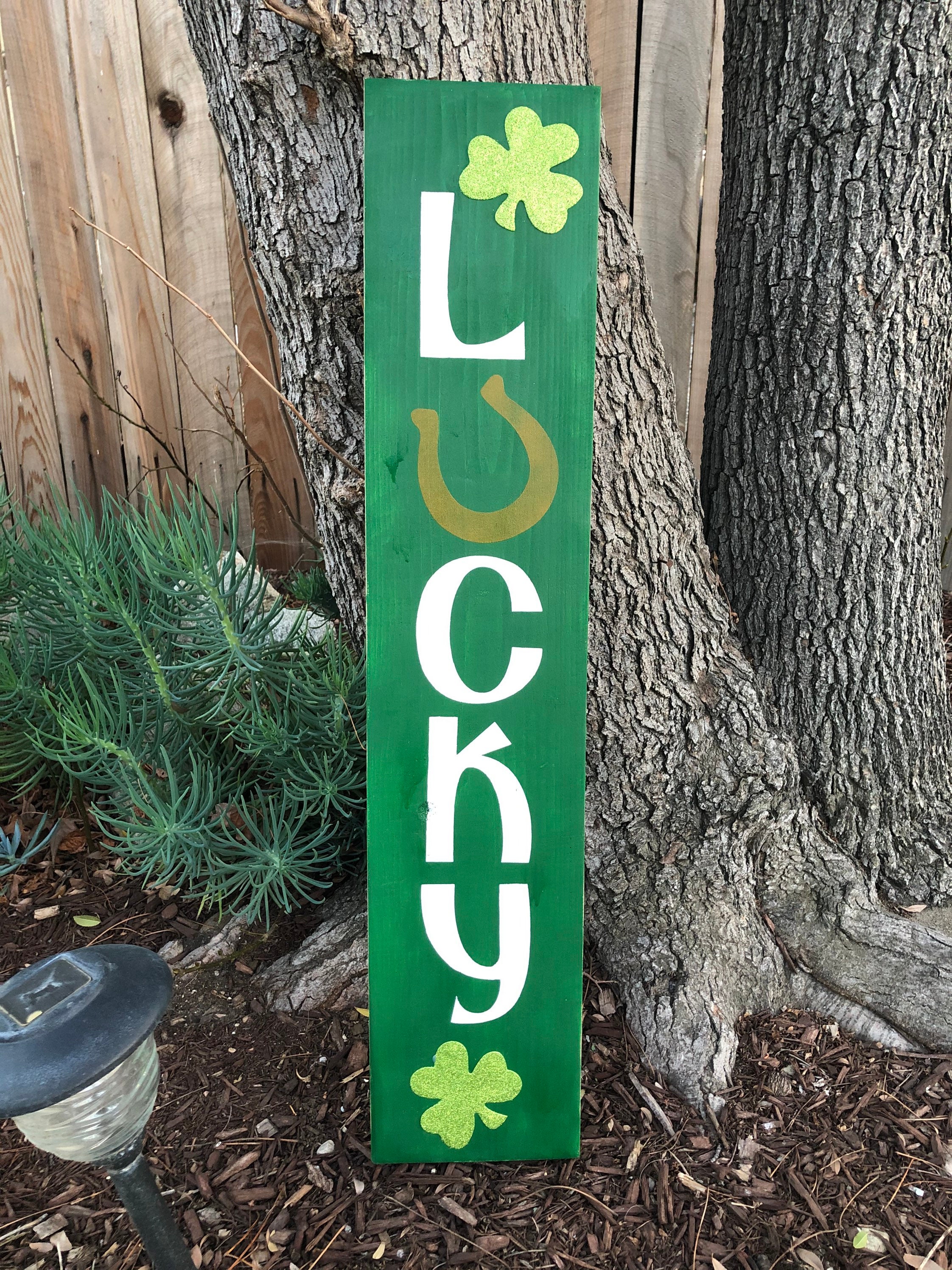 Lucky - St. Patricks Day Porch Sign - Etsy