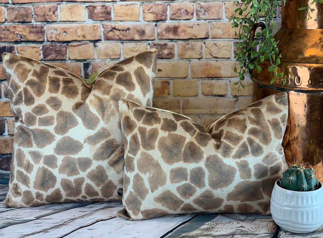 Giraffe Cushion, Animal Print Cushion, Velvet Cushion, Cushion Covers ...