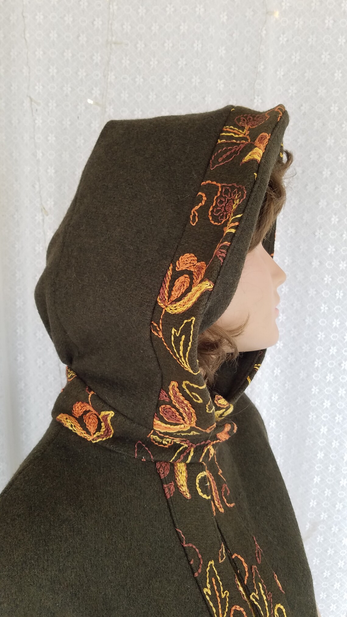 MINT Glamorous Vintage 1960's Queen of the Capes Country Place Designer ...