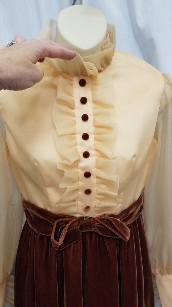 Vintage 1960's Lorrie & Deb San Francisco Peach Sheer… - Gem