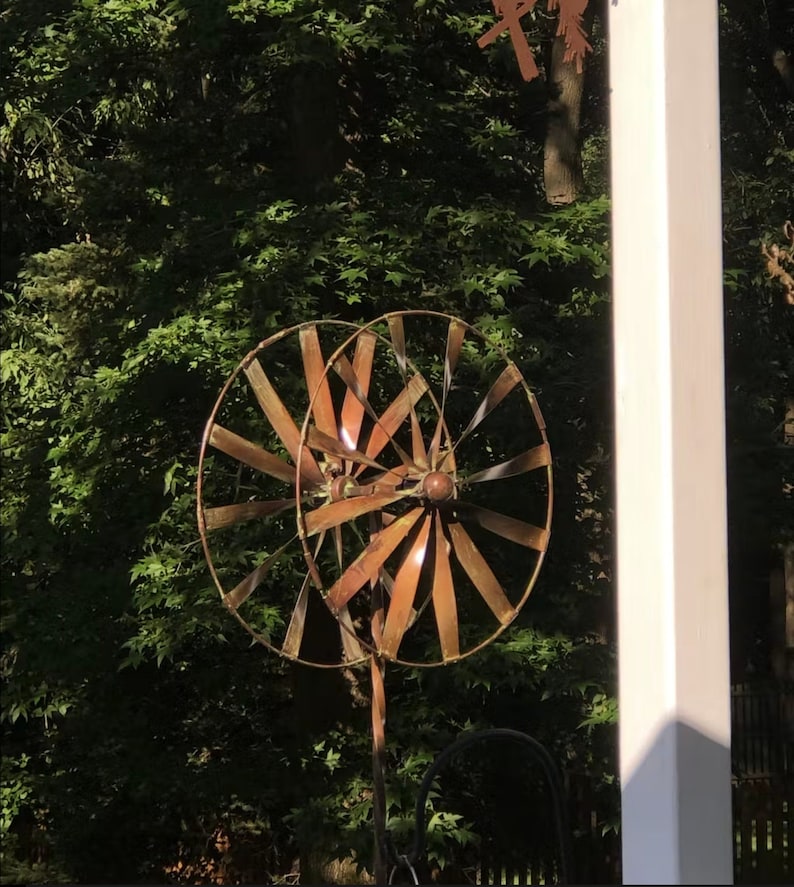 Wagon Wheel Clamp Wind Spinner, Wind Spinners, Garden Decor, Landscape ...
