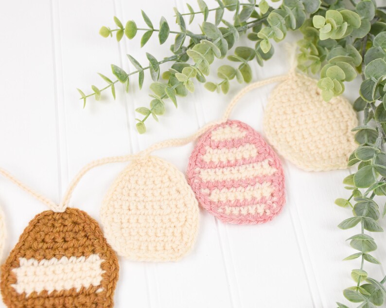 Easter Egg Crochet Garland Pattern: Spring Decor (PDF Pattern) - Etsy