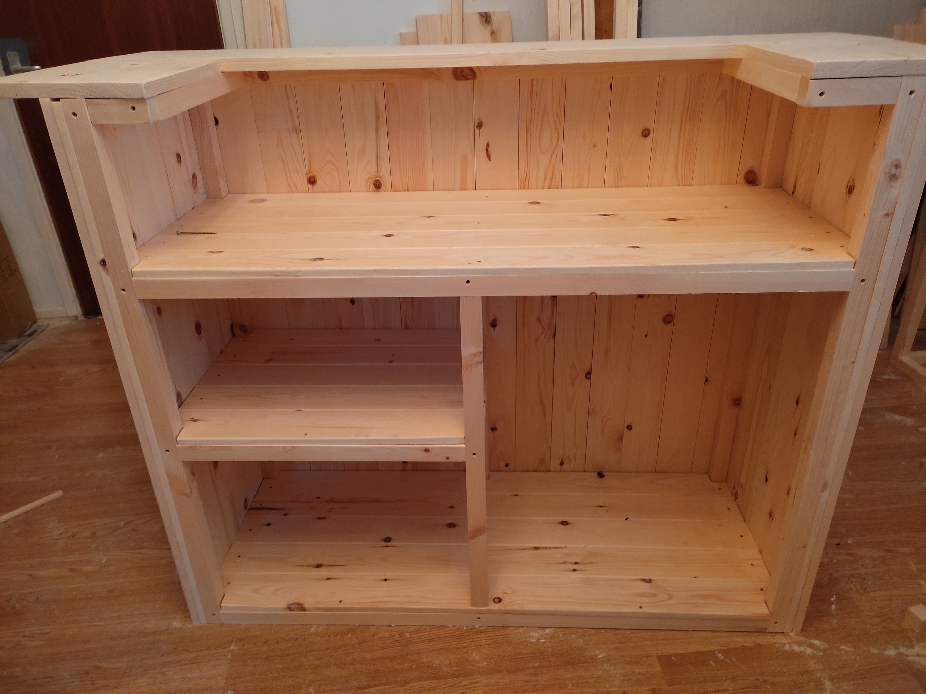 Wooden home bar U shape Man cave bar | Etsy