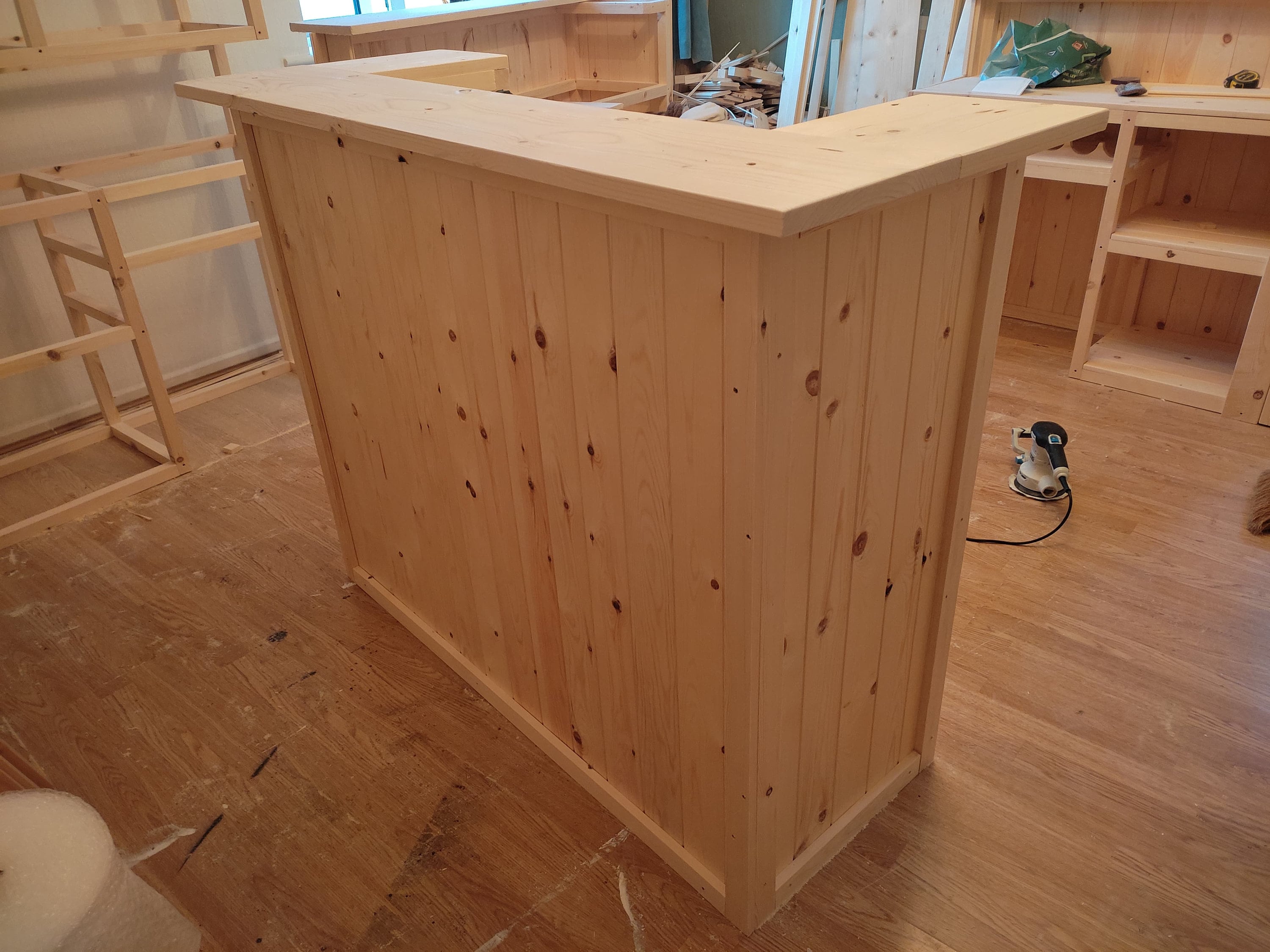 Wooden home bar U shape Man cave bar | Etsy