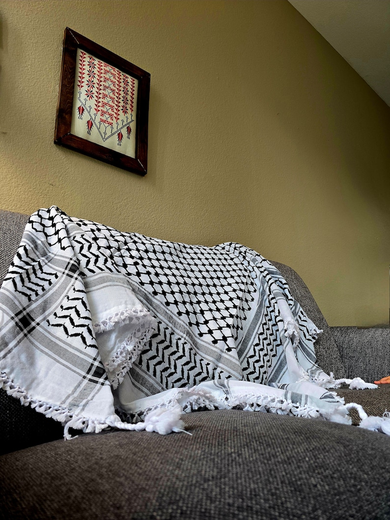 Palestinian Keffiyeh Scarf حطة الكوفية الفلسطينية (authentic High Grade ...