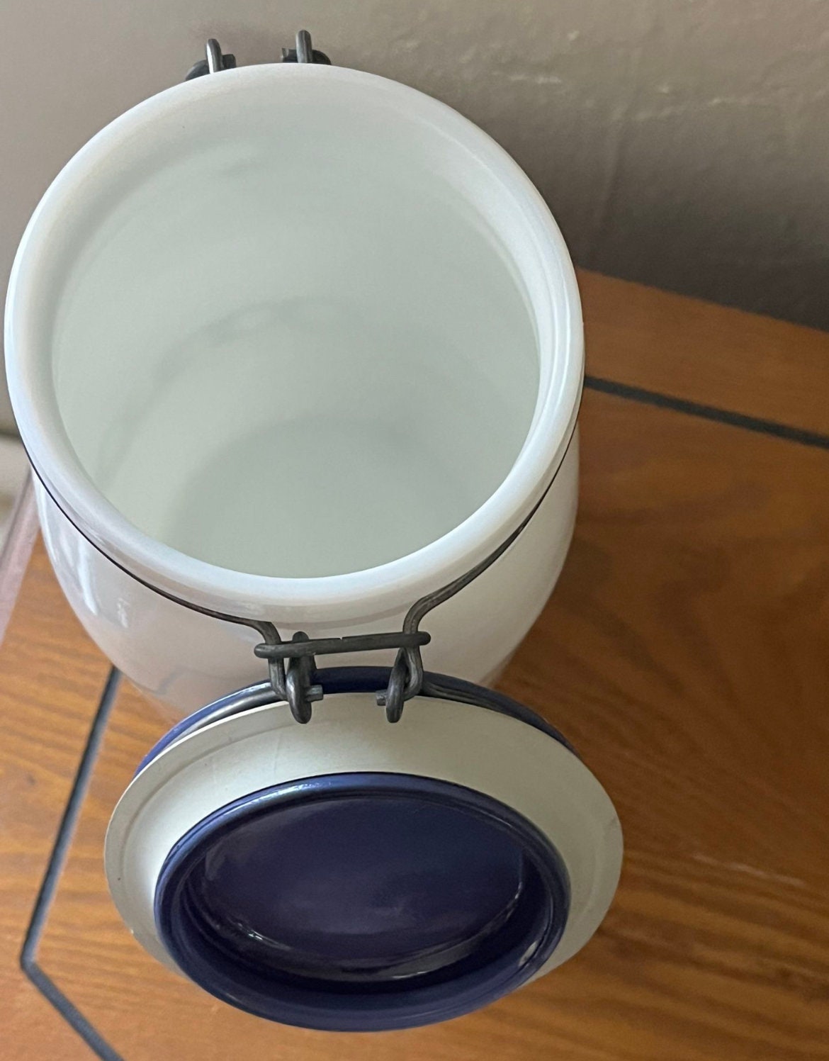 Vintage Mod Wheaten 1.5L Milk Glass Canister - Etsy