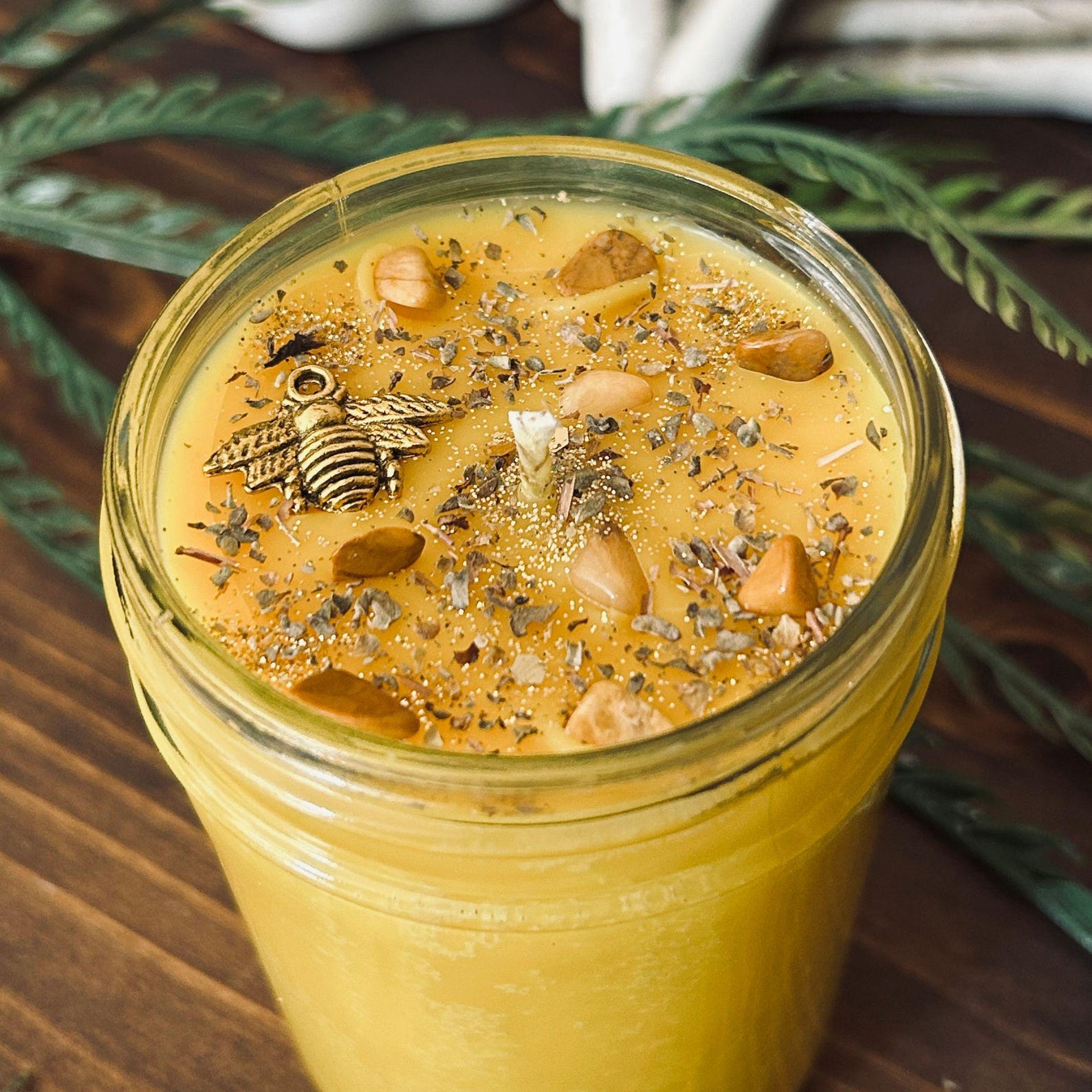 Bee Happy Soy Candle With Crystals - Honey & Rose Scent - Etsy
