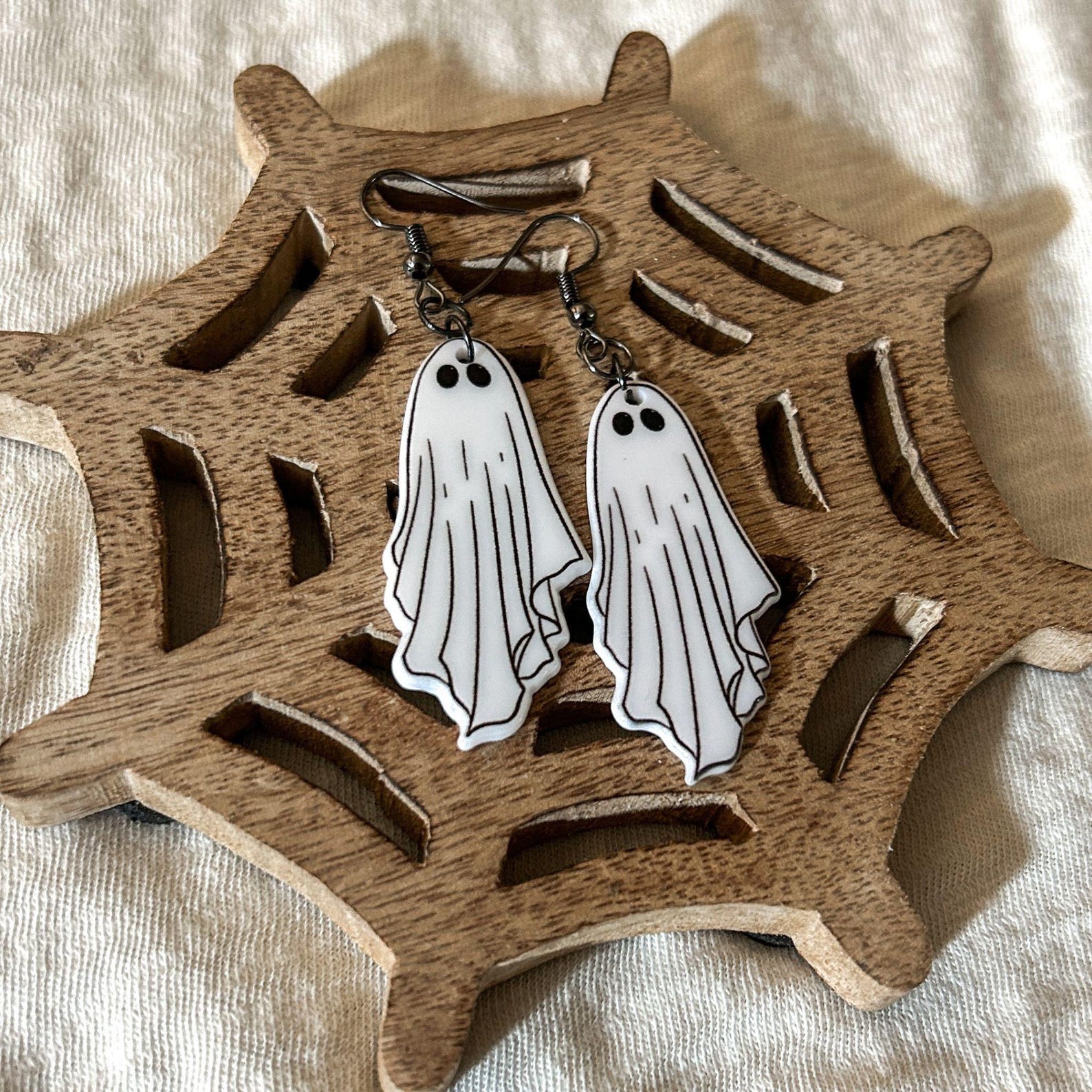 White Gothic Ghost Dangle Earrings - Spooky Jewelry - Halloween ...