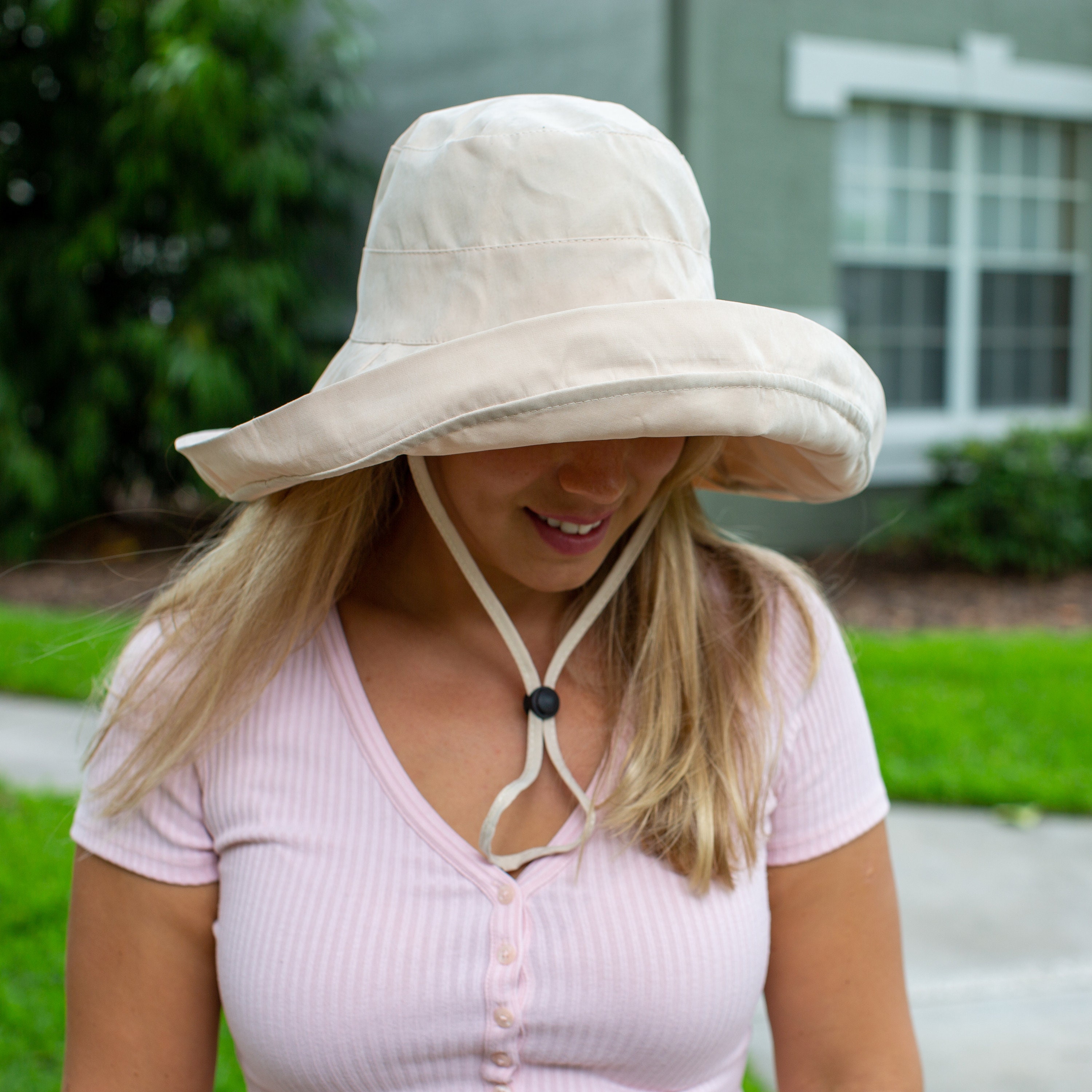 Extra Wide Brimmed Bucket Hat for Women Adjustable Size Womens to Fit ...