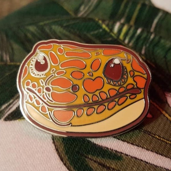 Gecko Pin - Etsy