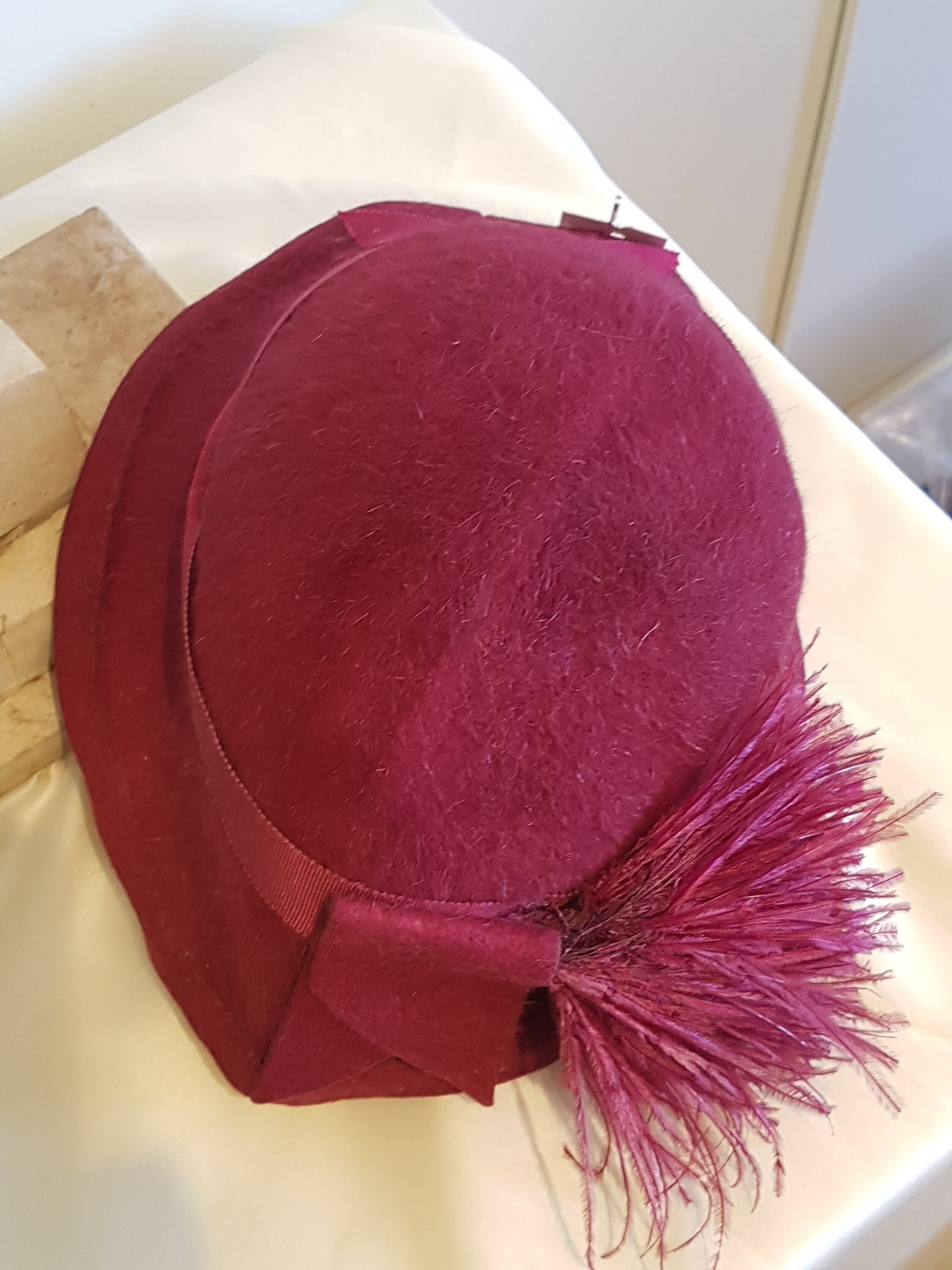 Vintage Womens 30s Maroon Felt Slouch Style Hat Ostrich Feather - Etsy