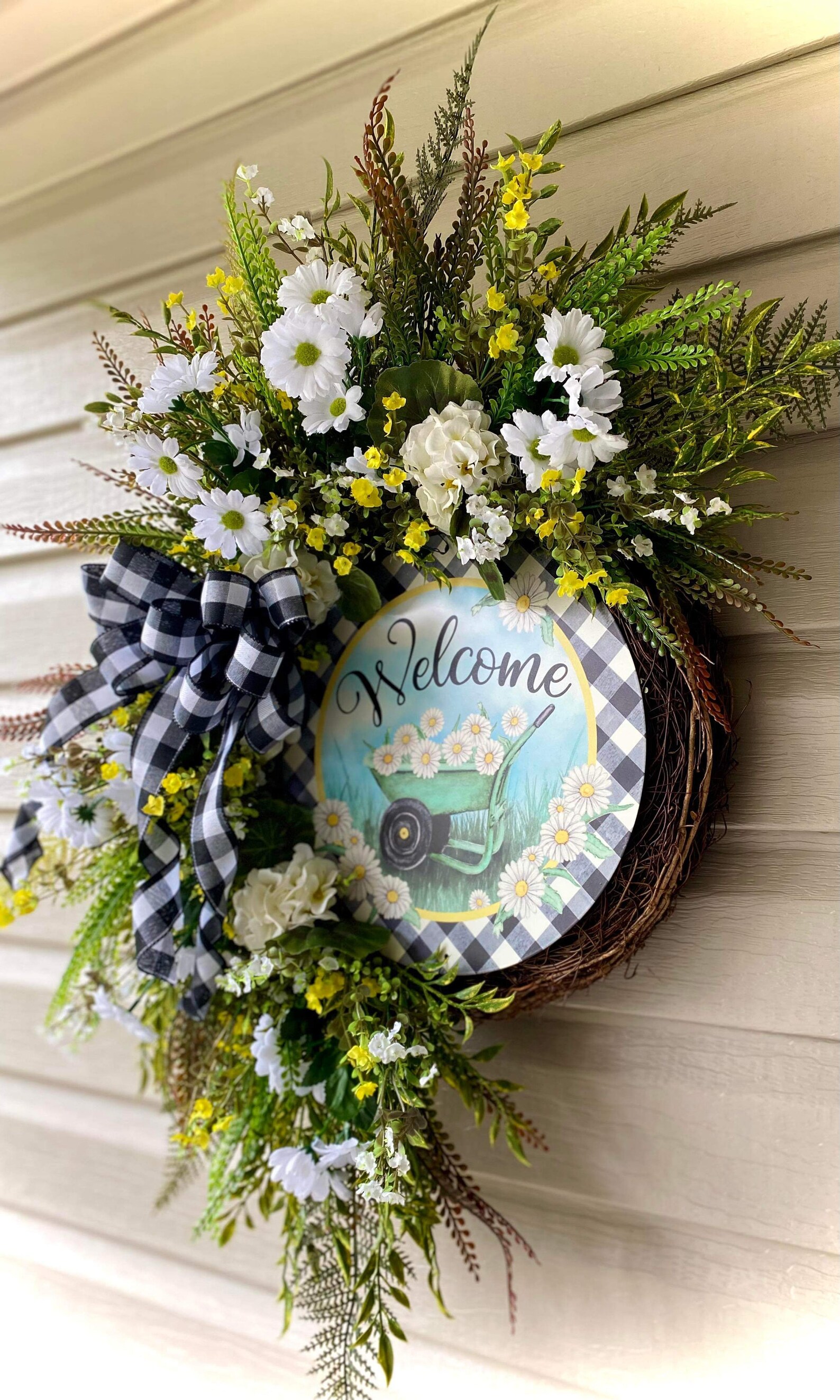 26 X 19 Daisy Spring Wreath With Welcome Sign - Etsy
