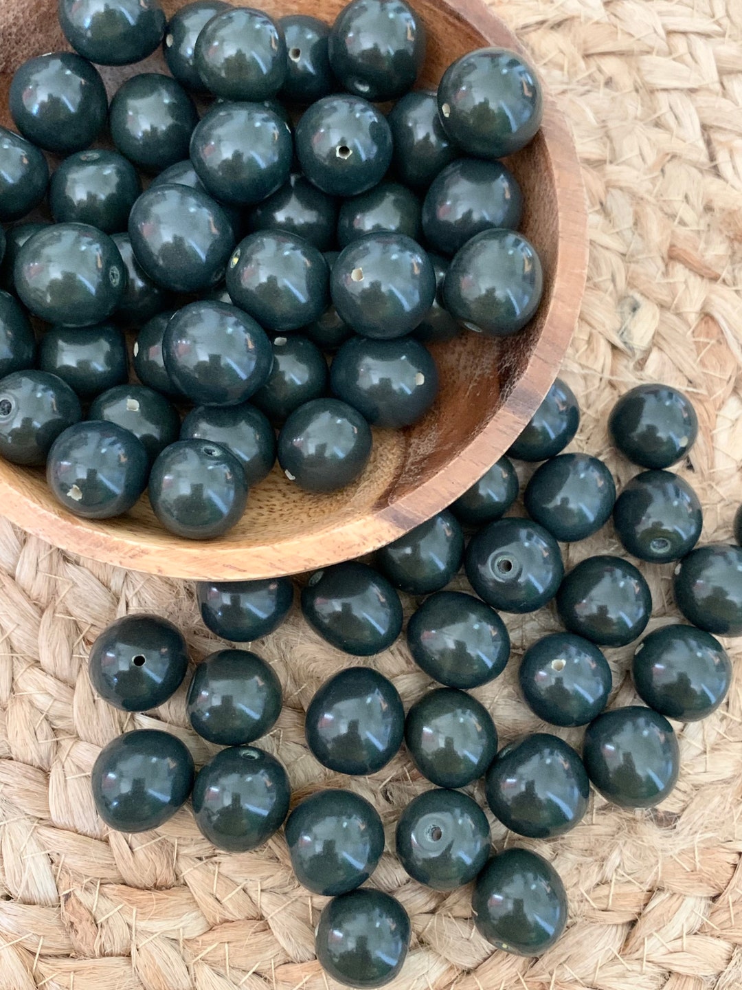 Hunter Green Bombona Seeds, Colombian Seeds, Jewelry Making, Jewelry ...