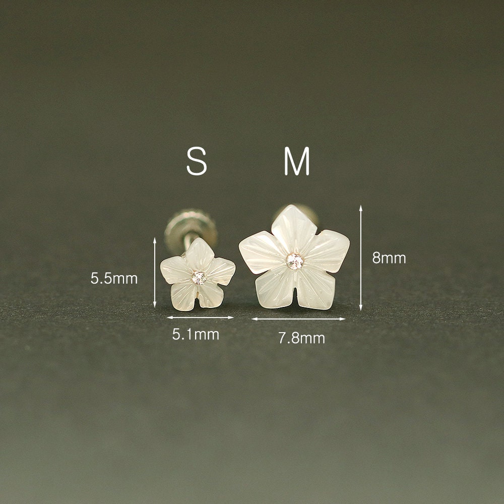 White Lily Flower Stud Earring Cartilage Helix Inner Conch Sung Tragus ...