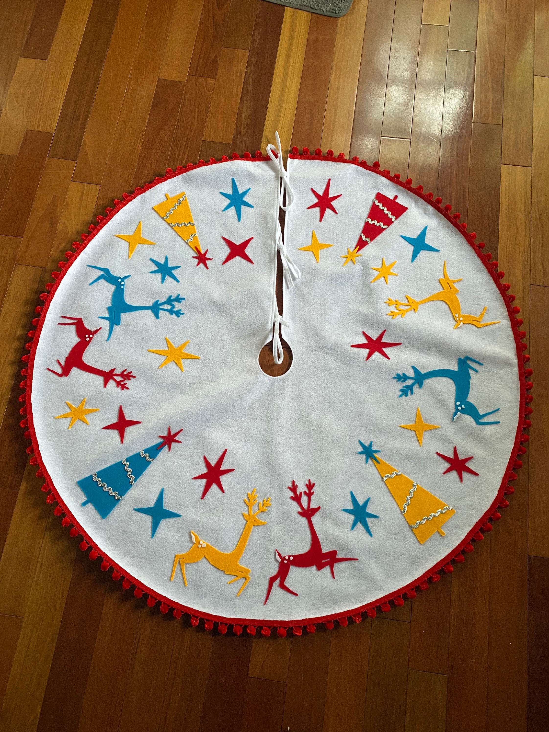 1950s Reindeer Felt Tree Skirt - Etsy