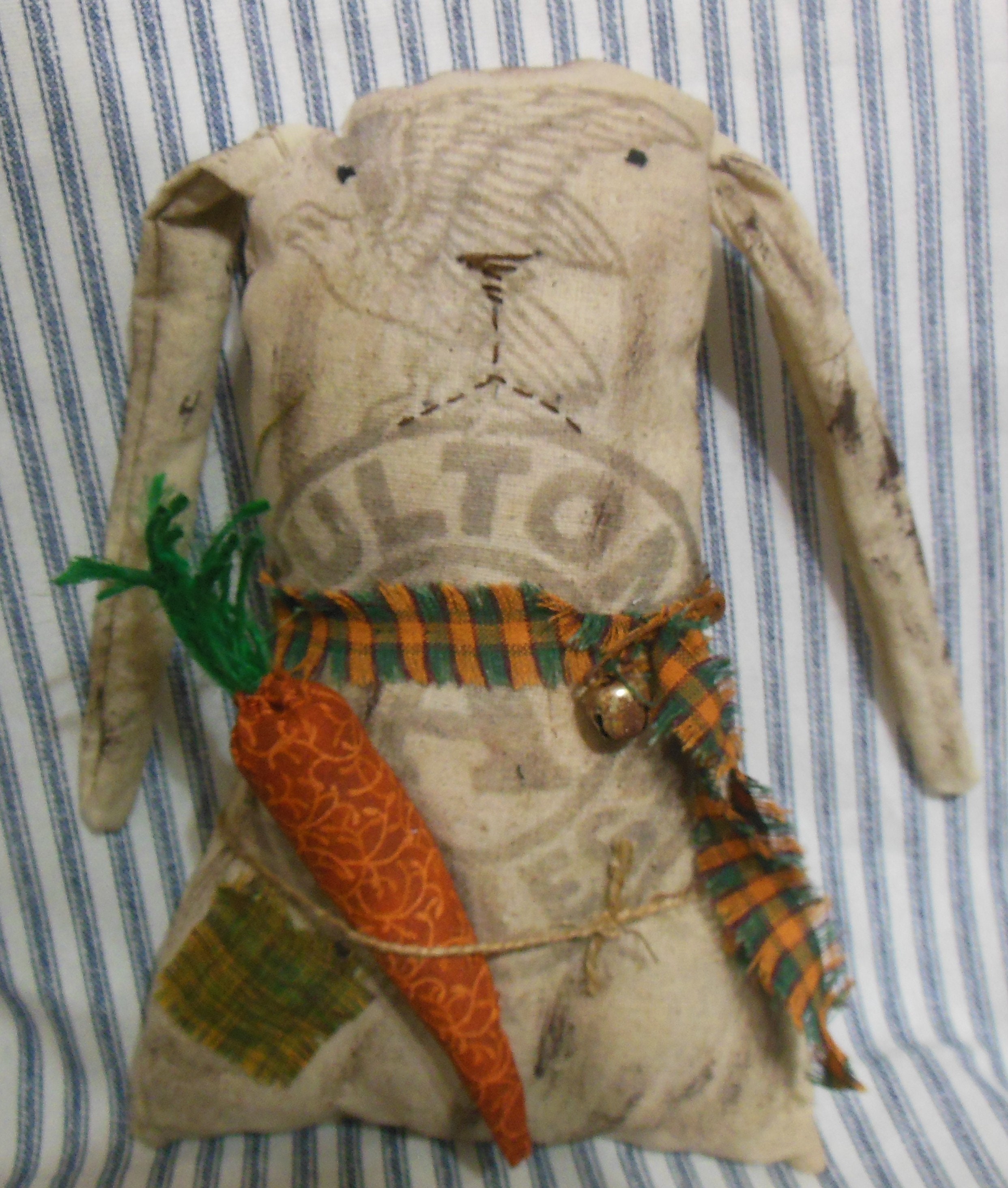 Extreme Primitive Feedsack Logo Rag Stuffed Rabbit With a Carrot, Peg ...