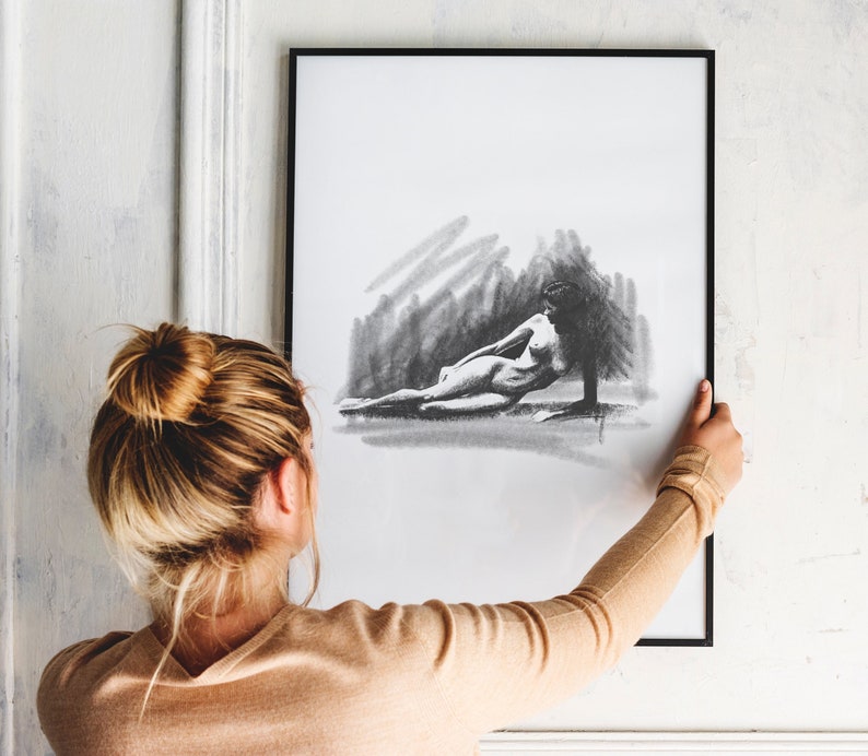 Boceto a lápiz imprimible Desnudo femenino, Baño Arte de pared neutral, Arte desnudo minimalista ...