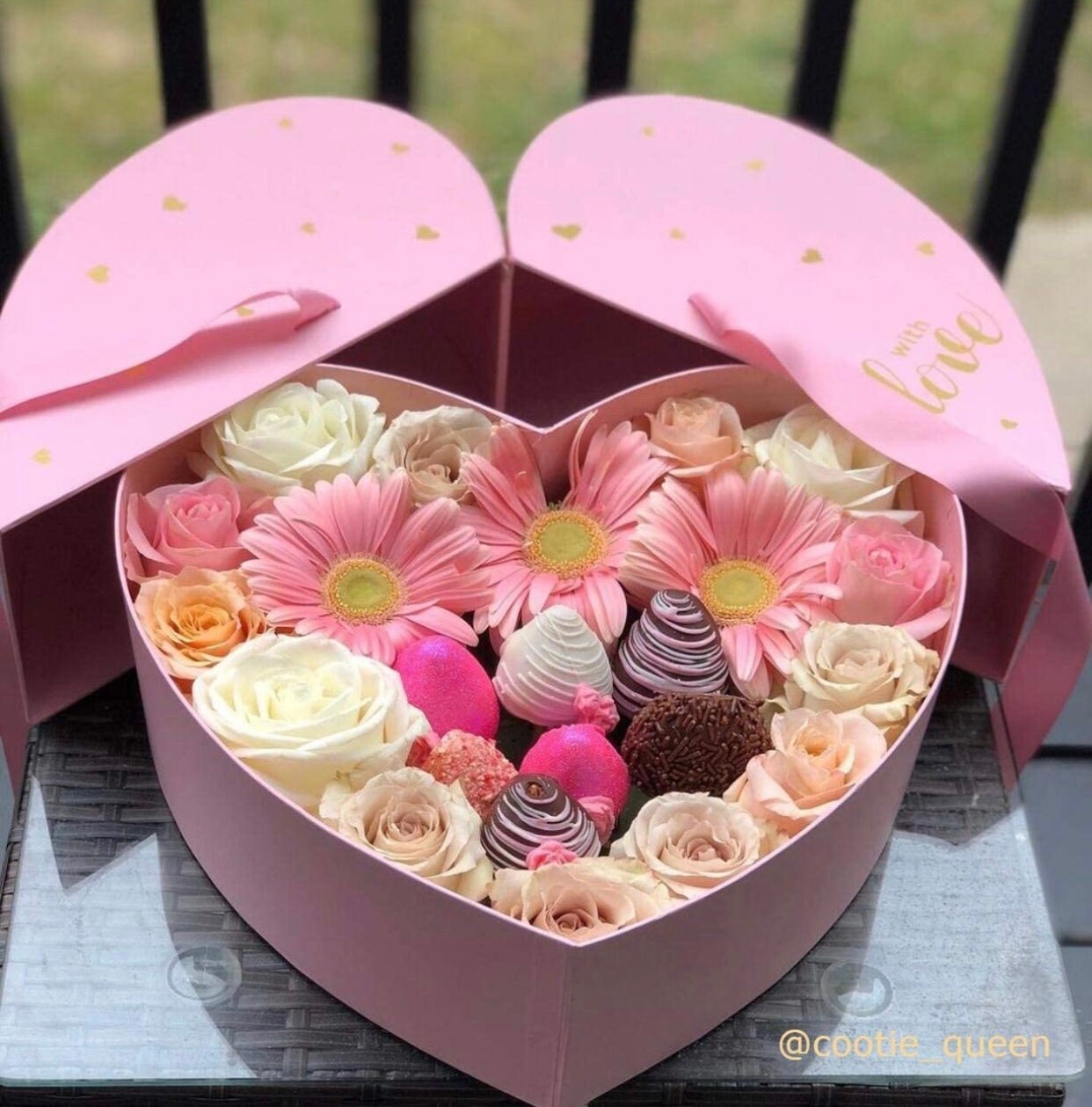Premium Quality European Style Heart Shape Flower Box, Floral Gift Box ...