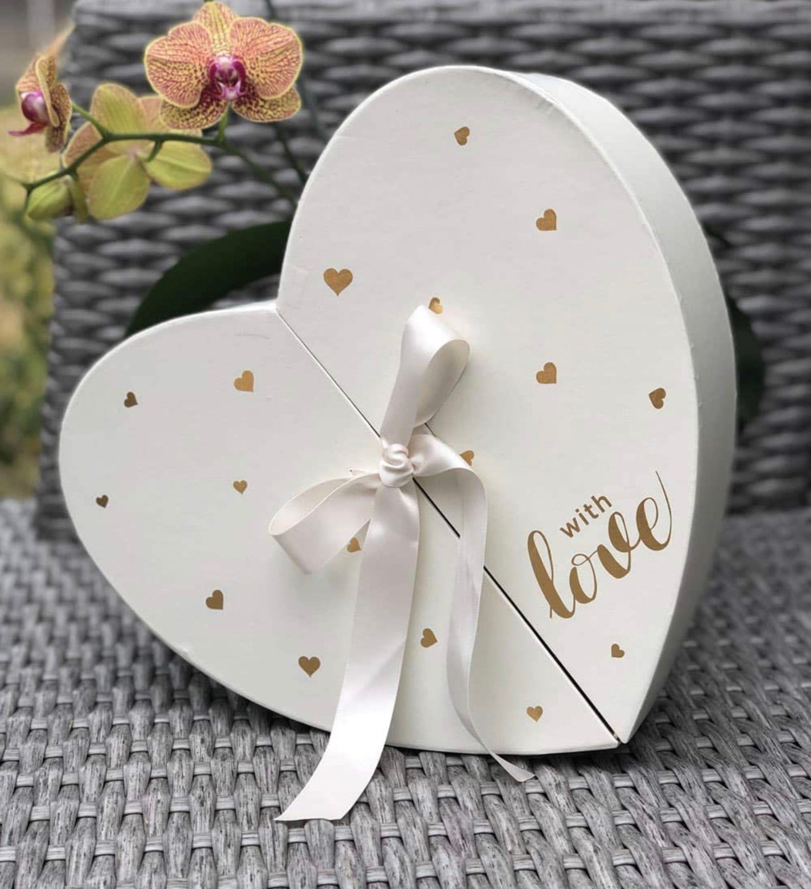 Premium Quality European Style Heart Shape Flower Box, Floral Gift Box ...