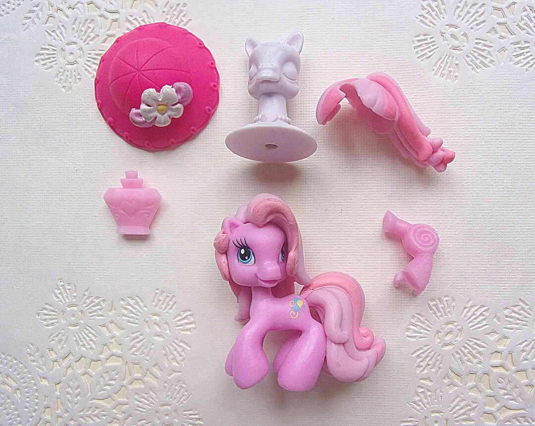 7 Pcs. Pinkie Pie ~ HAIR-STYLES in a Snap - With 2 Wigs, Wig Stand, Hat ...