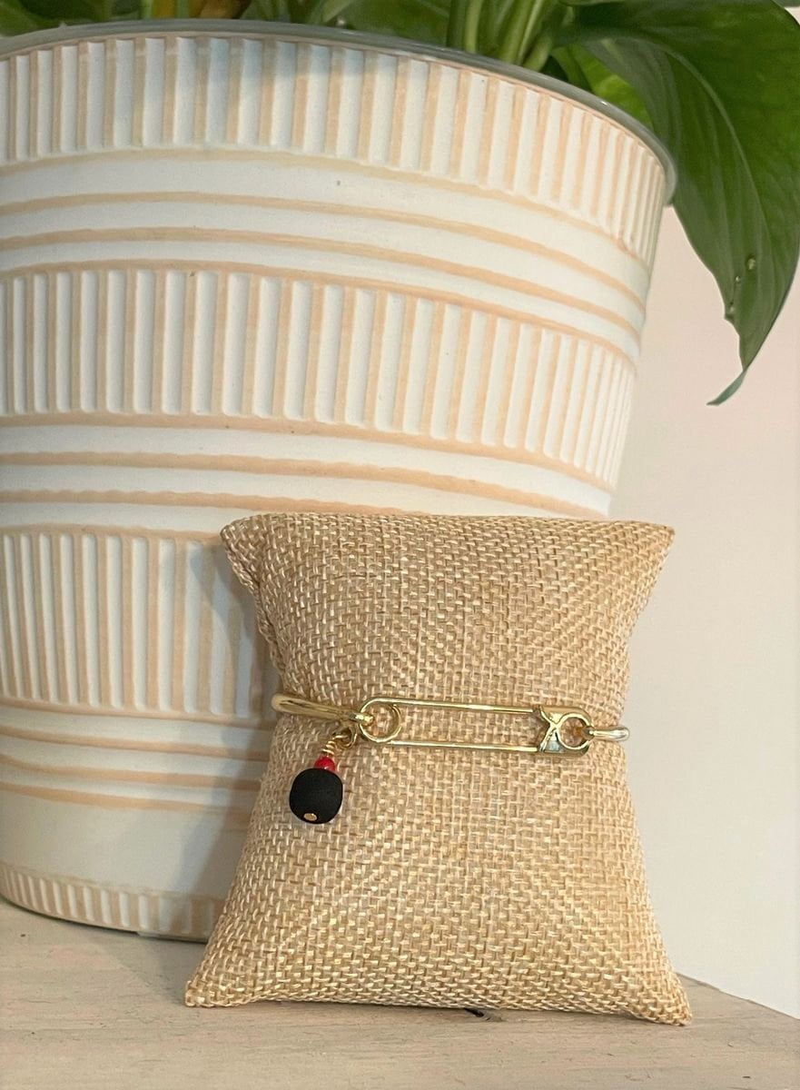 Cuban Azabache Pin Bracelet With Authentic Jet Stone & Real Coral Stone ...