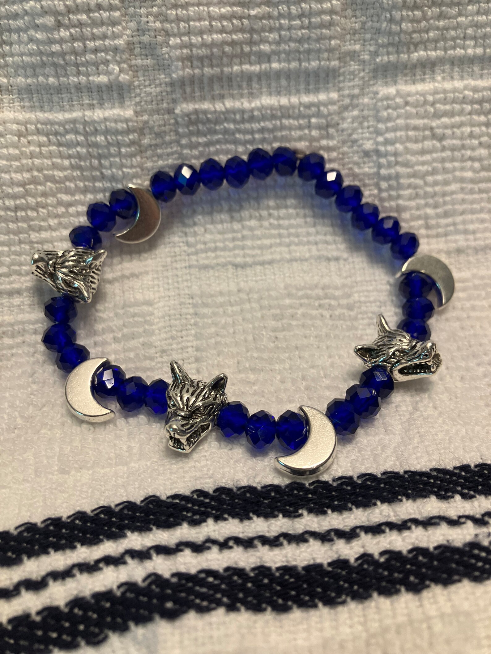 Wolf and Moon Stretch Elastic Bracelet, Silver 3D Wolf Heads and Half ...