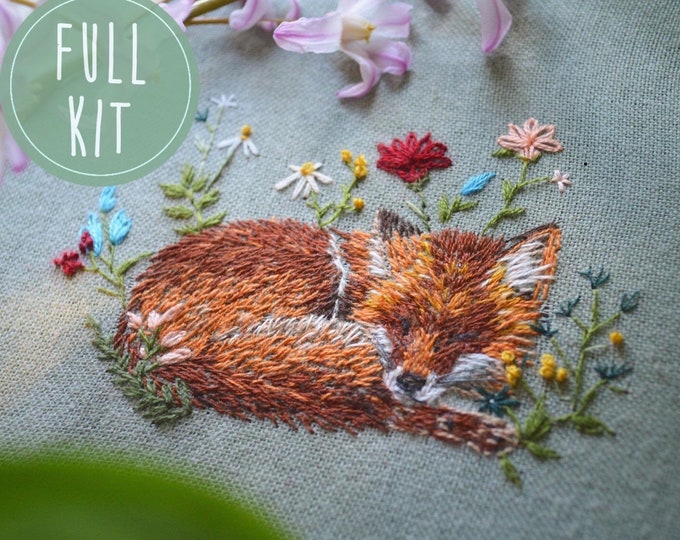 Sleeping Fox Embroidery / Embroidery Kit / Fox Hoop Art / Modern ...
