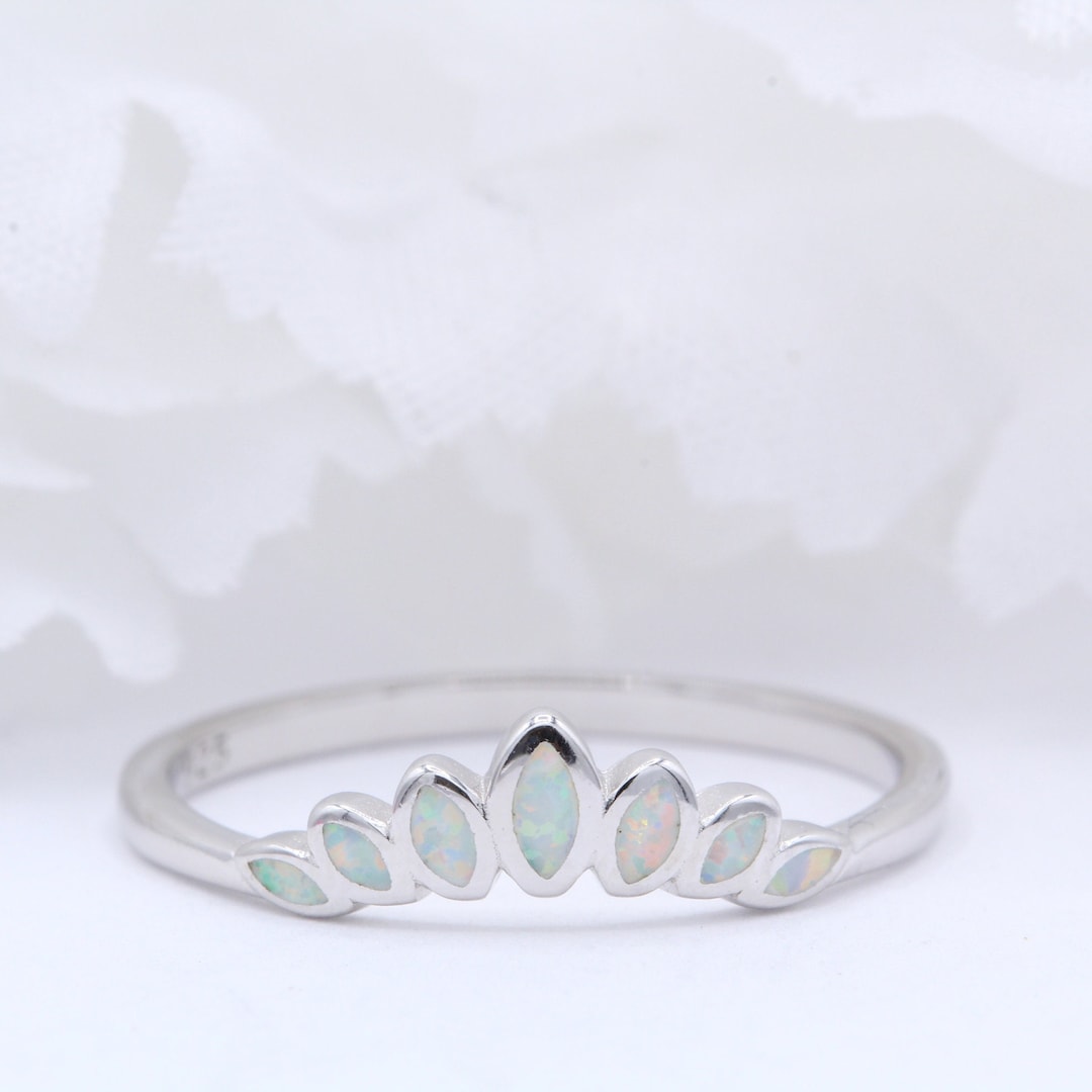 V Chevron Tropfen Birne Lab Weiß Opal Daumen Ring Art Deco ...