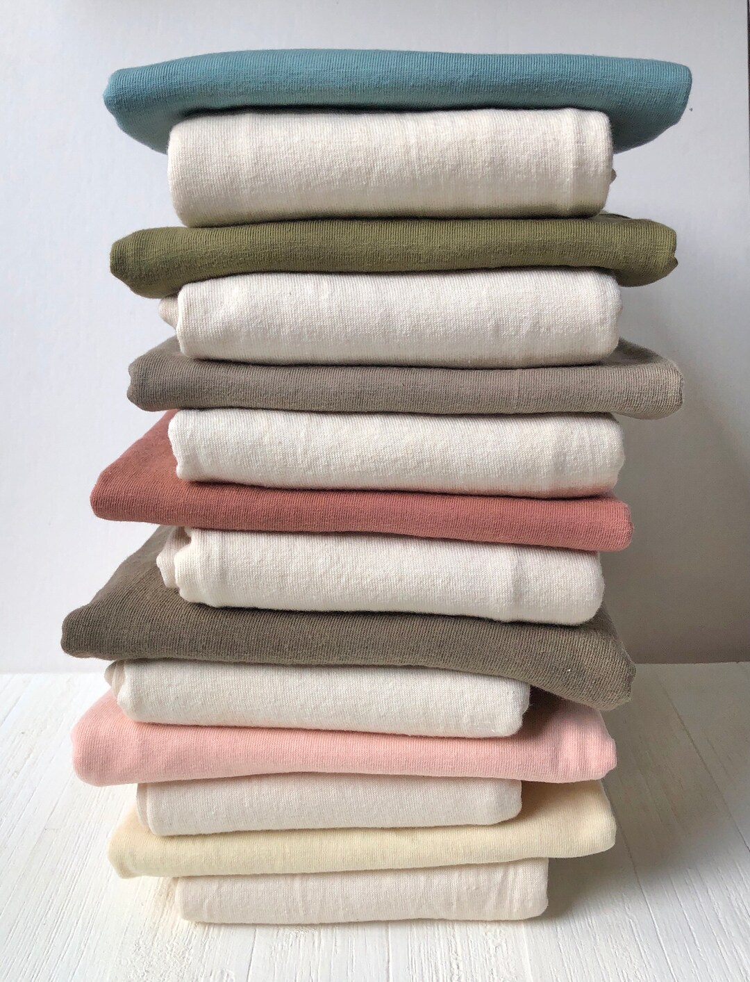 Jersey Knit Fabric, T-shirt Fabric, 100% Cotton, Muslin Color is 44 W ...