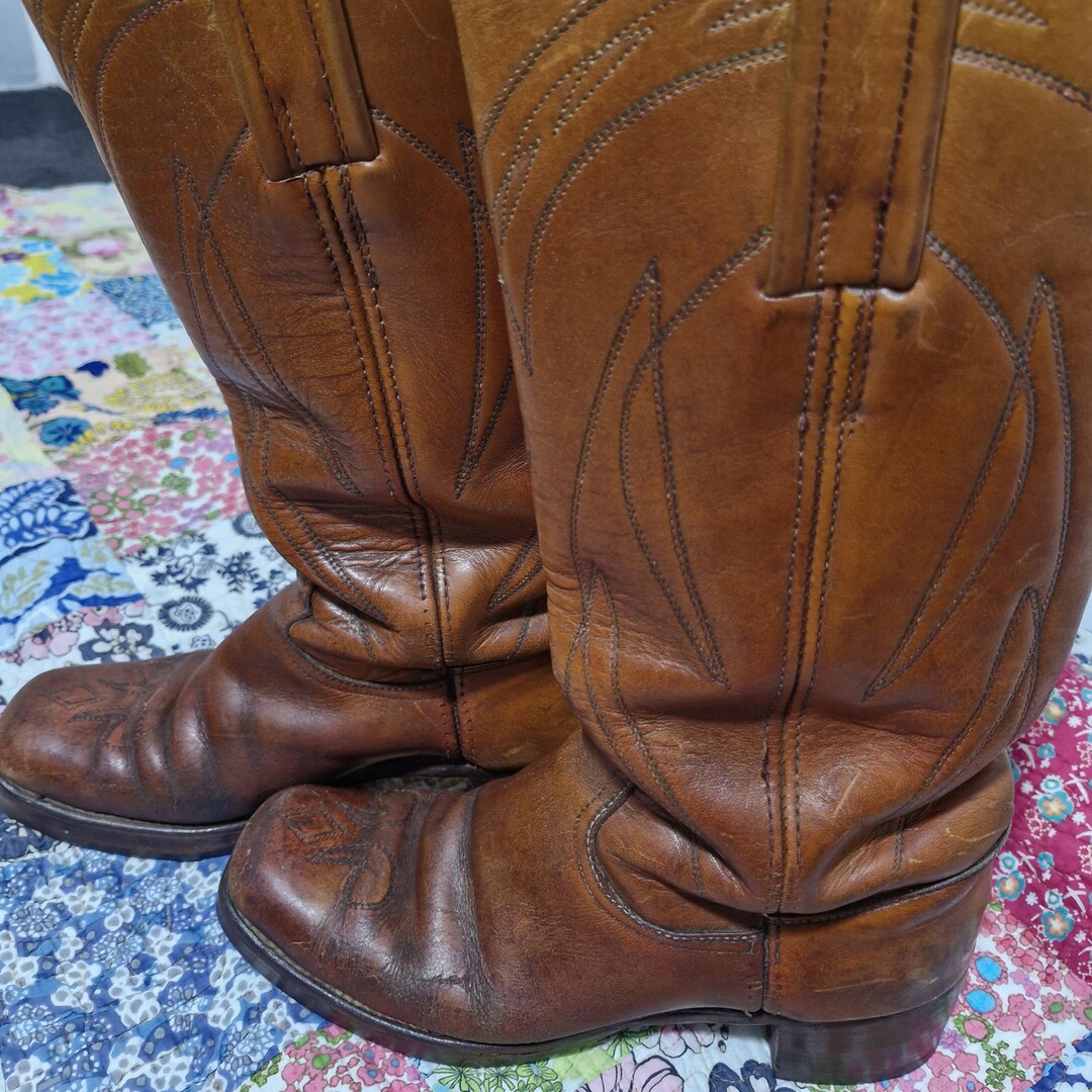 RARE Black Label Vintage Frye Campus Boots With Geometric Embroidery ...