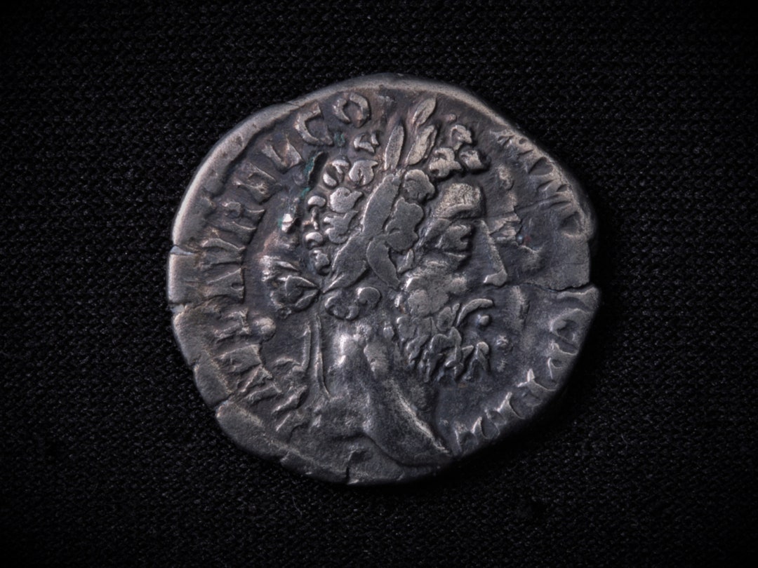 Commodo, co-reggente Marco Aurelio, Denario, Roma. 192 d.C. RIC 230 ...