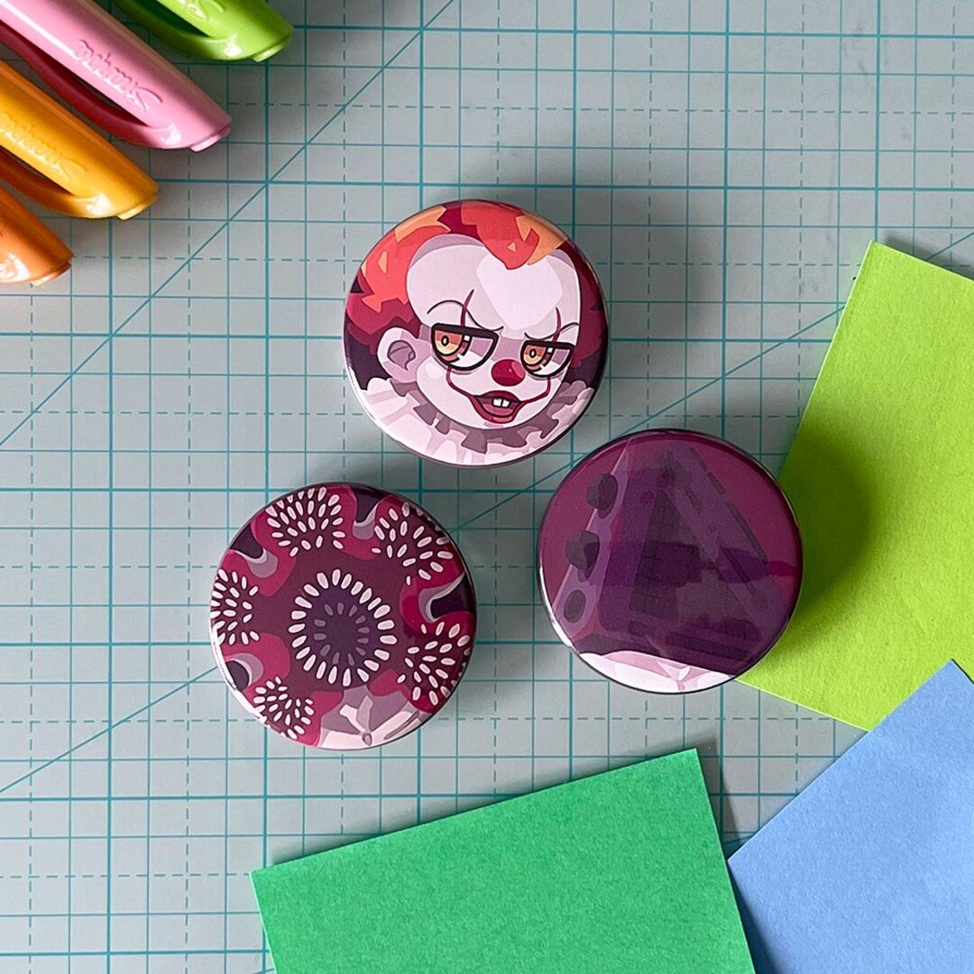 1.75in Horror Villains Pin Badges Demogorgon, Pennywise, Pyramid Head ...