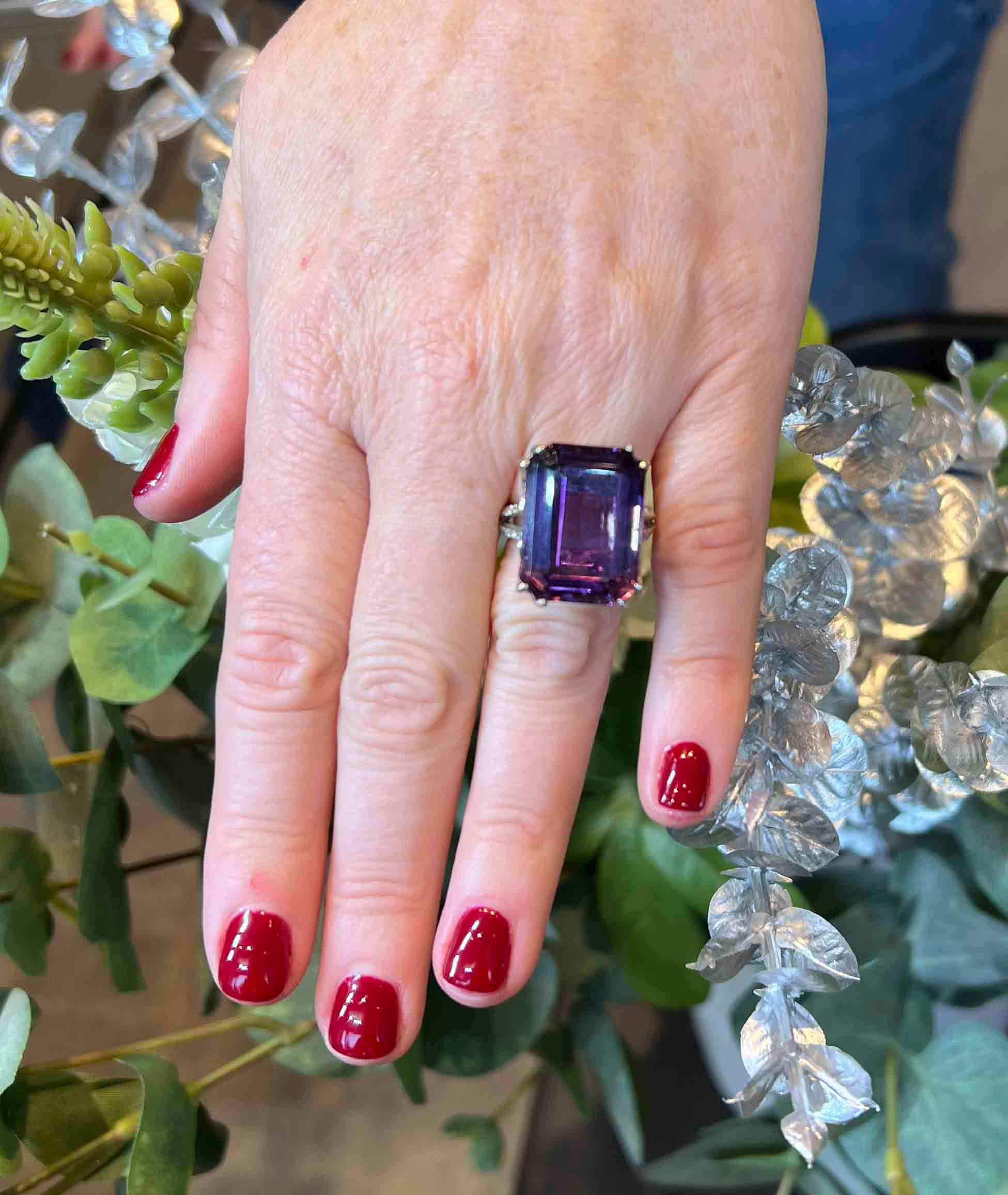 Vintage Amethyst & Diamond Ring - Etsy
