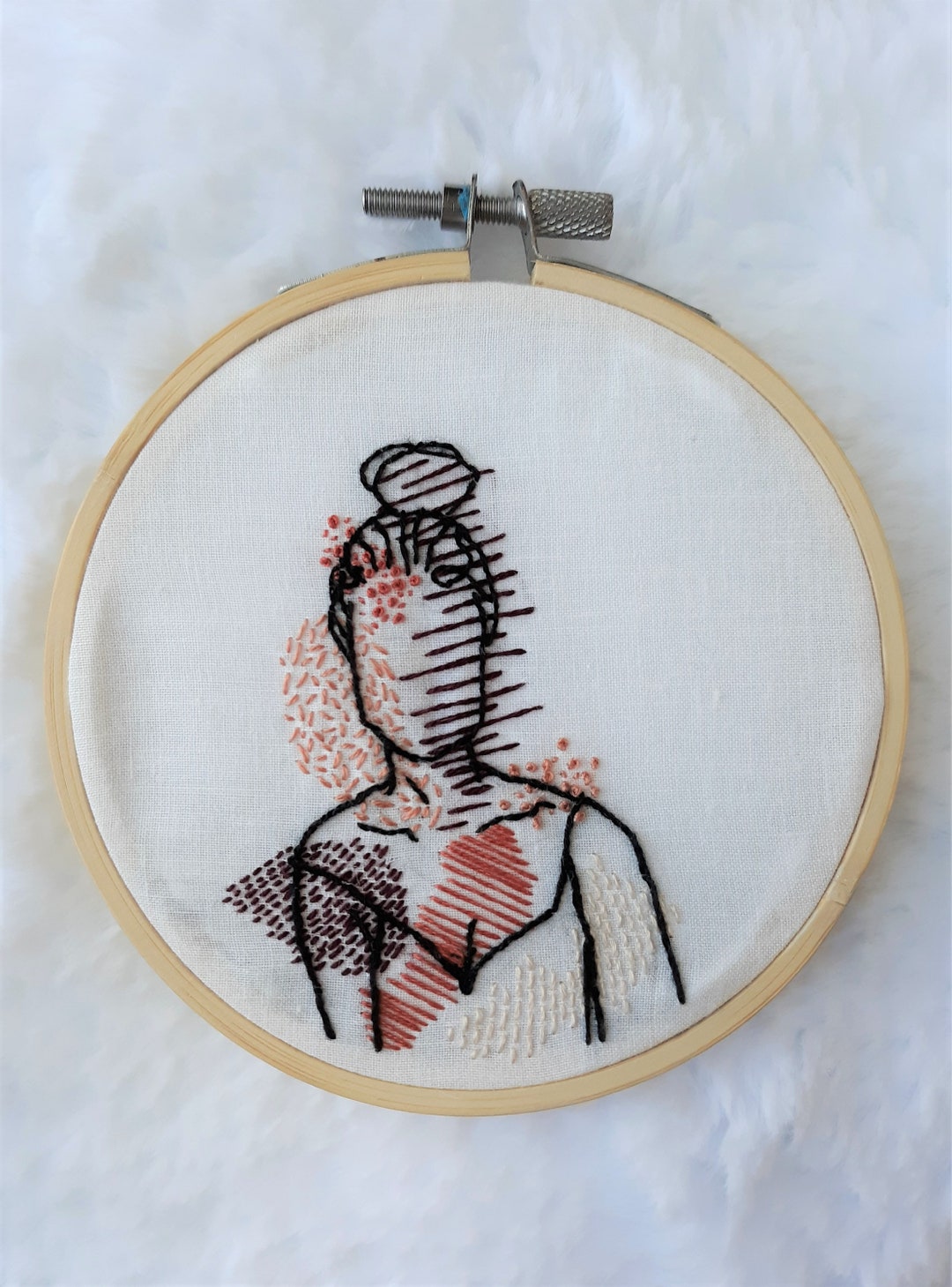 Line Drawing Embroidery Hoop Art - Etsy