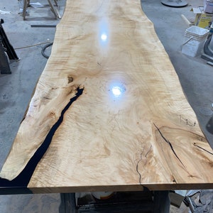 Live Edge Maple Dining Table - Etsy