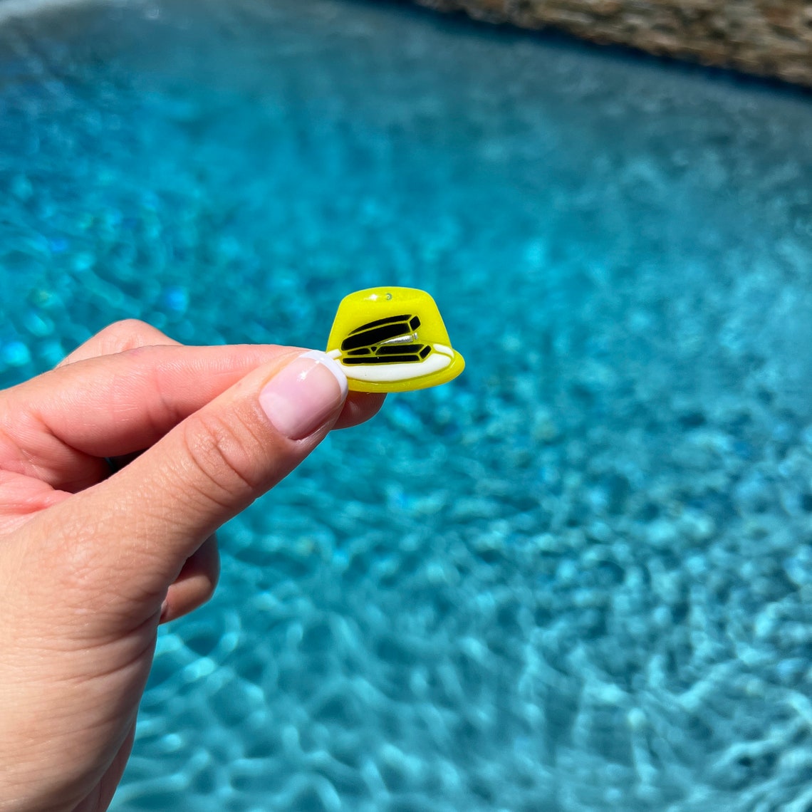 Stapler in Jello Earrings, Dwight Prank, Dwight Schrute, Michael Scott ...