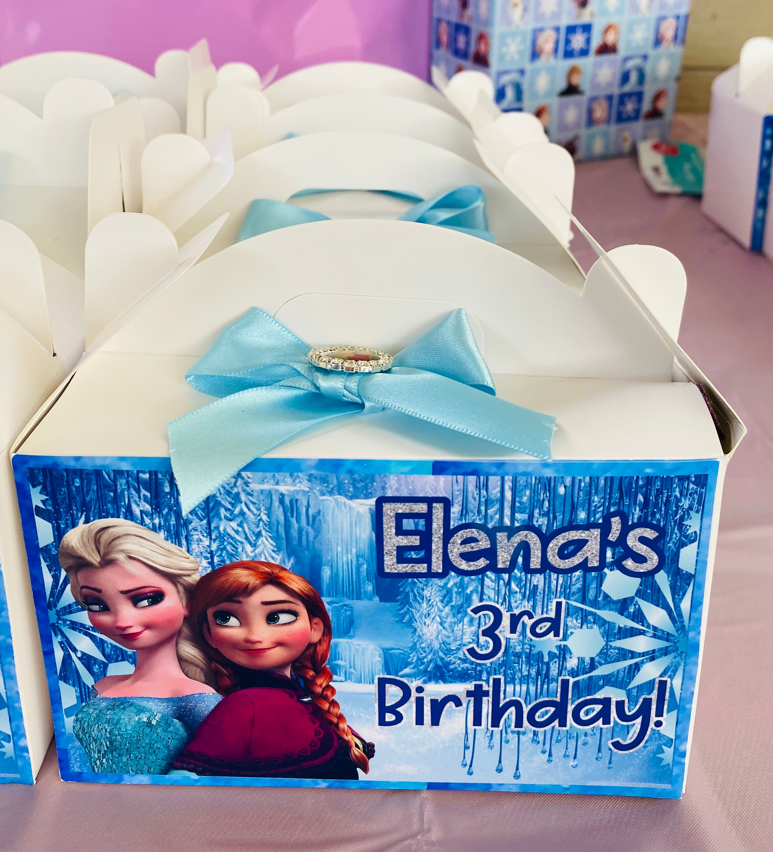 FROZEN PARTY BOX / Frozen Gable Box/ Elsa Party Favors / Frozen Park ...