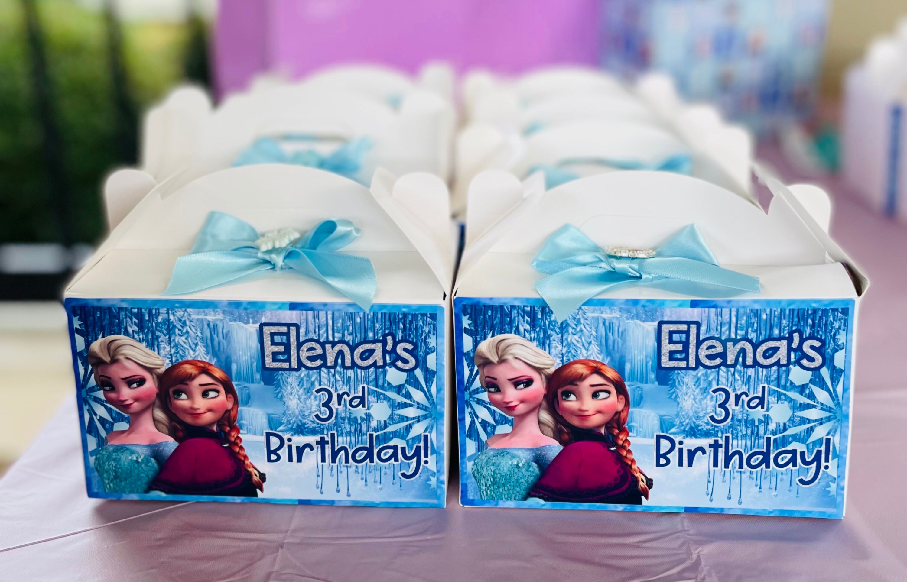 FROZEN PARTY BOX / Frozen Gable Box/ Elsa Party Favors / Frozen Park ...