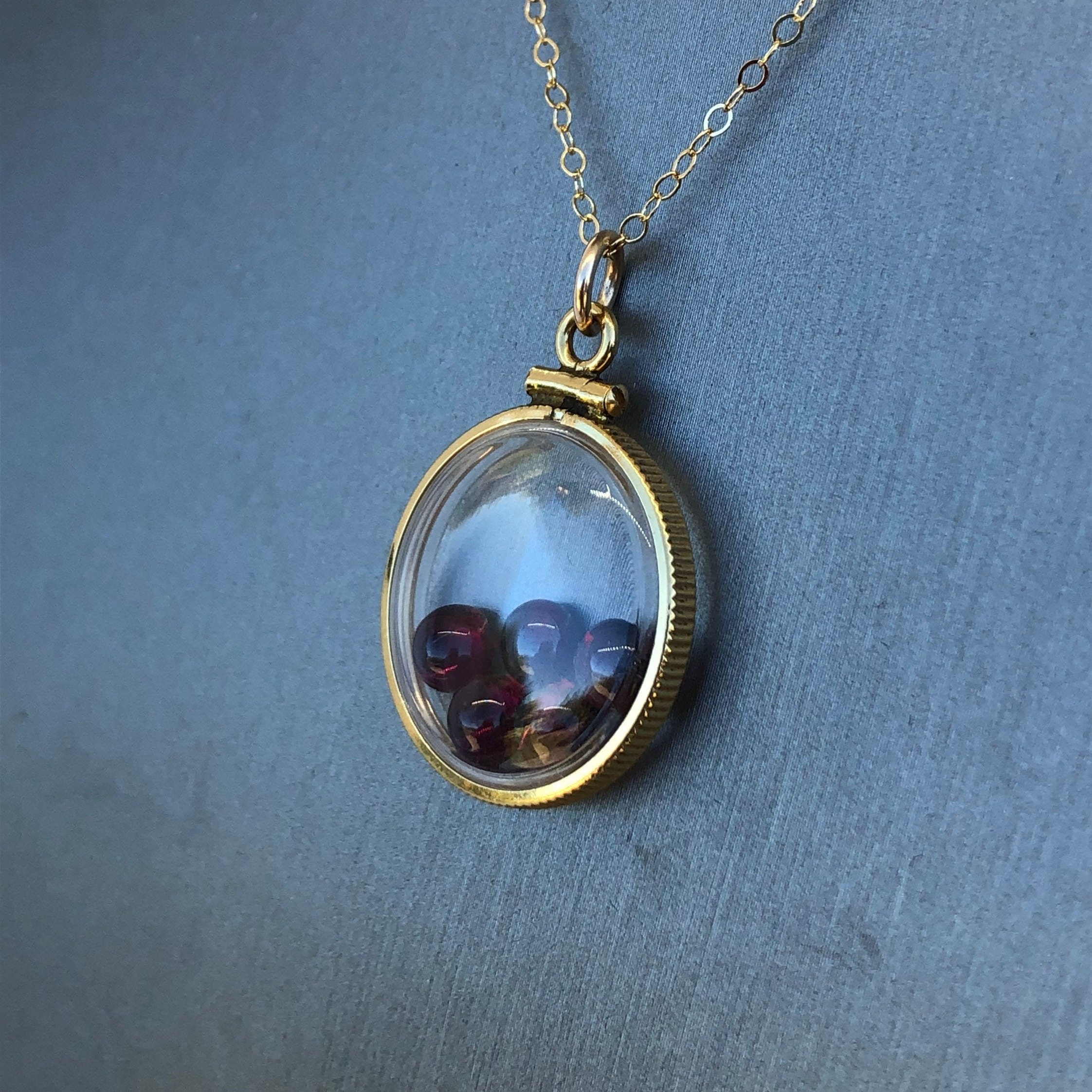 Vintage Garnet Shaker Locket 12k gold filled w/ 4 CTW of | Etsy