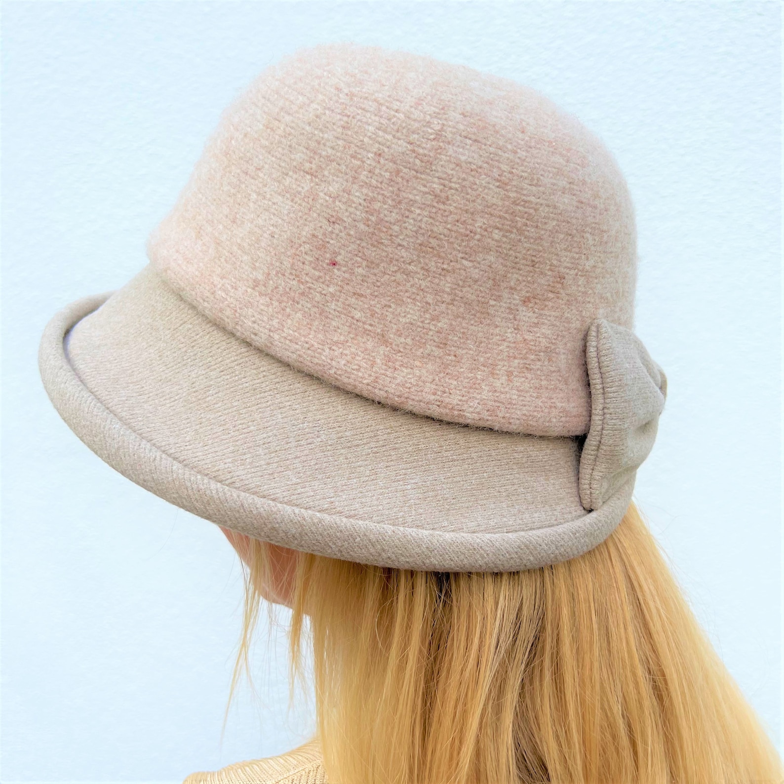 Women Cloche Hat With Cute Bow Wool Winter Cloche Black Hat - Etsy