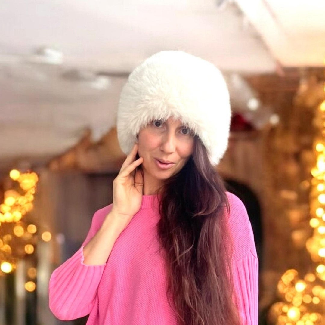 White Fur Hat Women Winter Faux Fur Hat Cossack Style Fuzzy Fluffy Cap ...