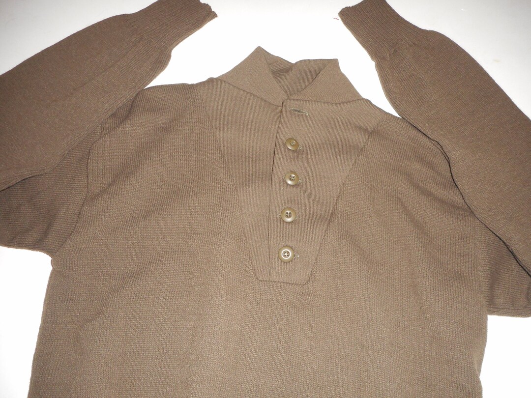 US ARMY Surplus Medium, Military Issue 100% Acrylic Sweater, 5 Button ...