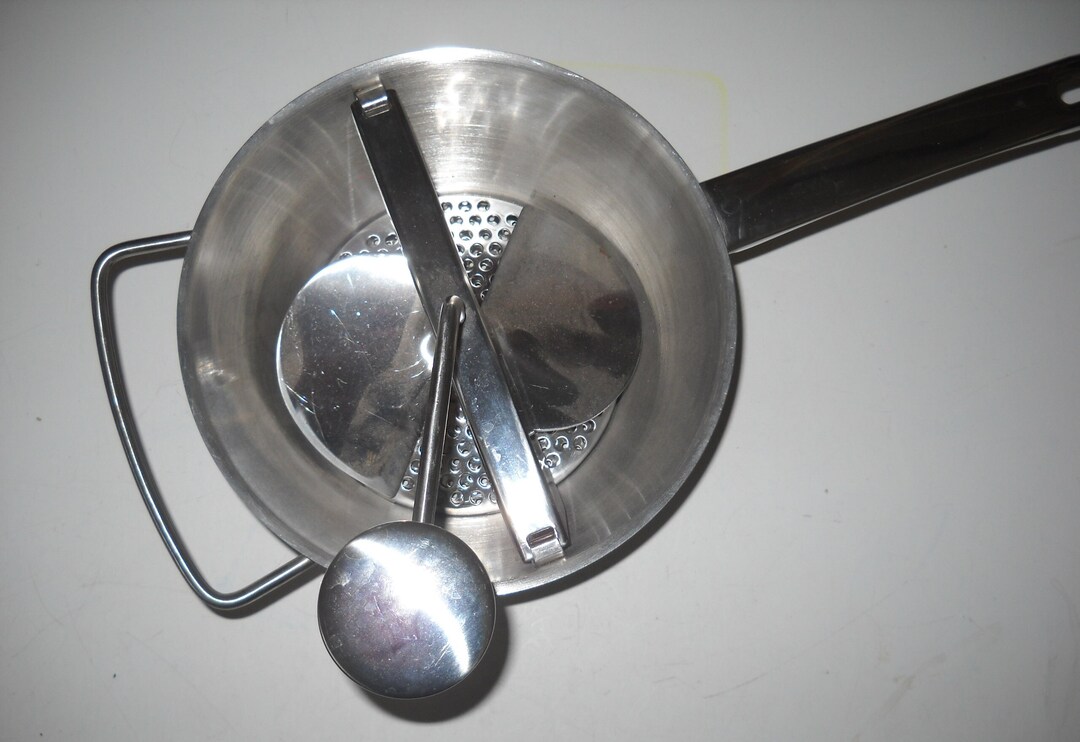 Inox, 18/C Stainless Steel, Foley STYLE Food Mill, 3 Blades, Purees ...