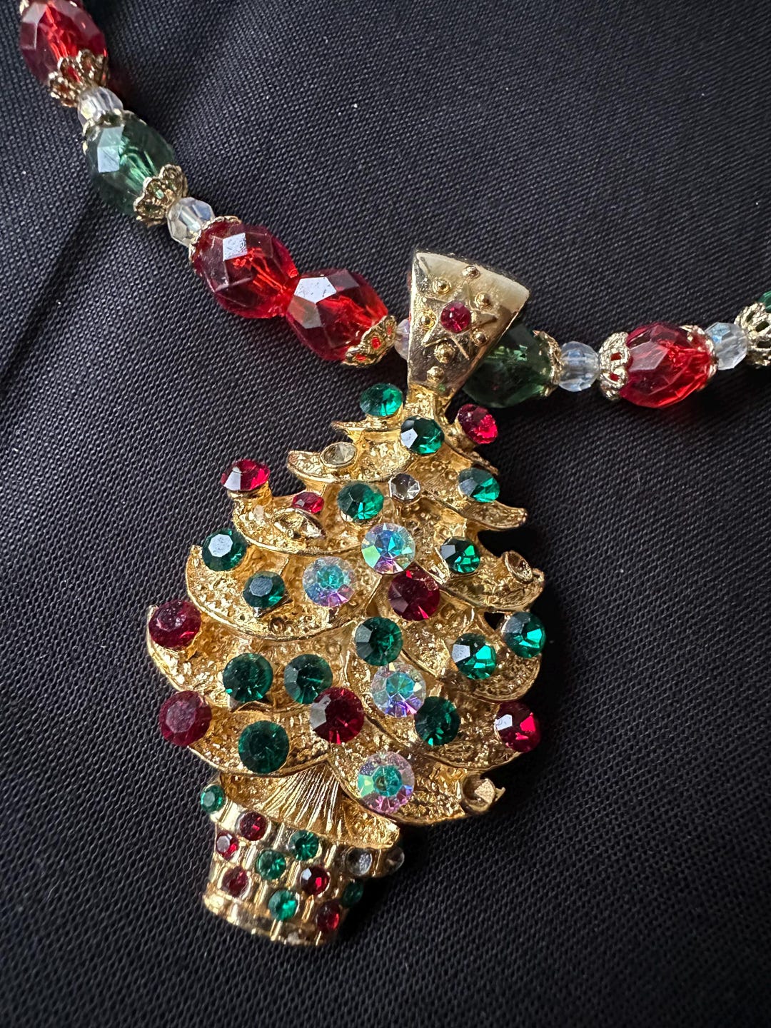 Vintage Gold Christmas Tree Pendant Necklace With Red and Green Beads ...