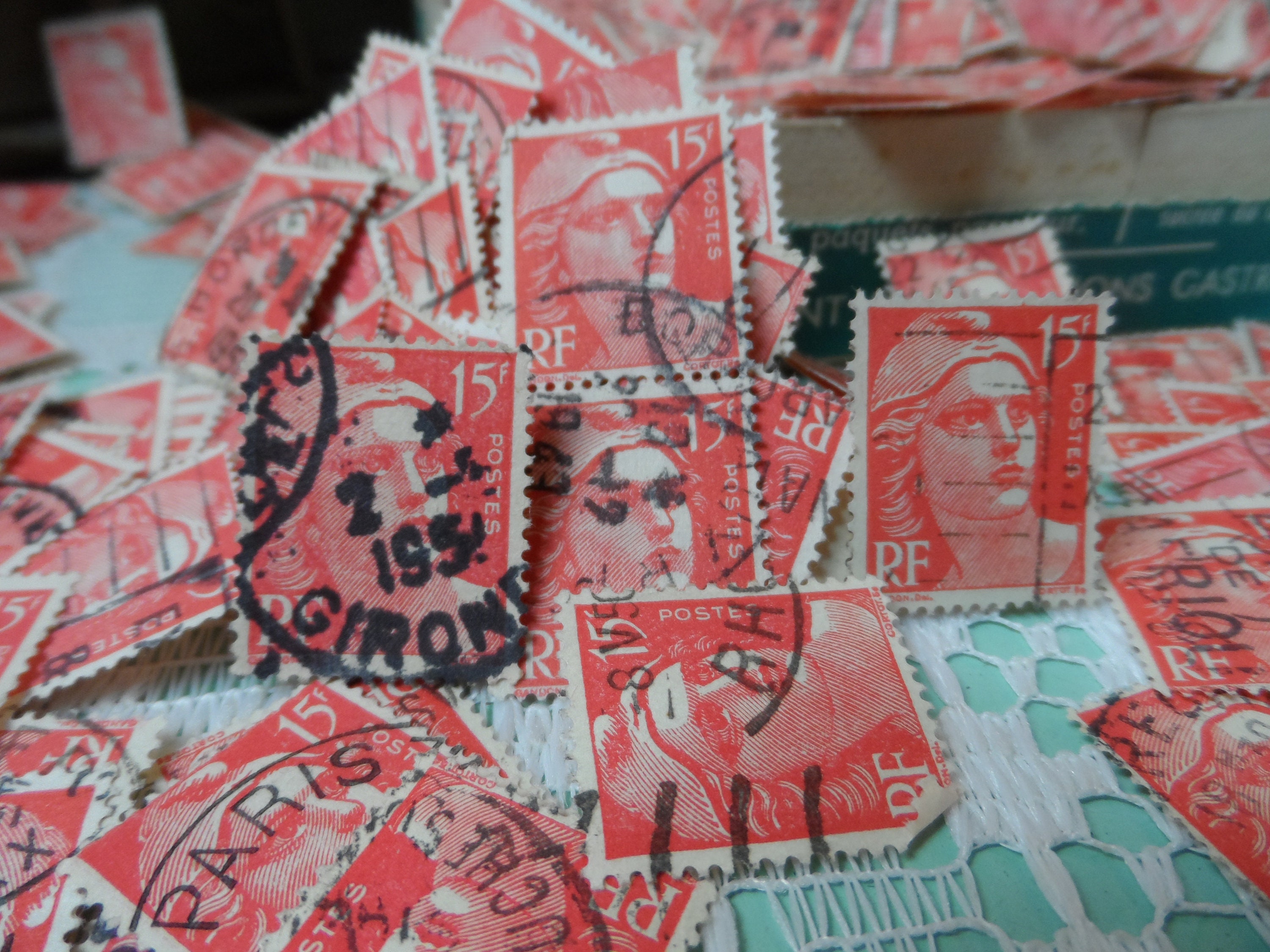100 French Stamps 15f Used Red Postage Stamps, Vintage Red Marianne ...