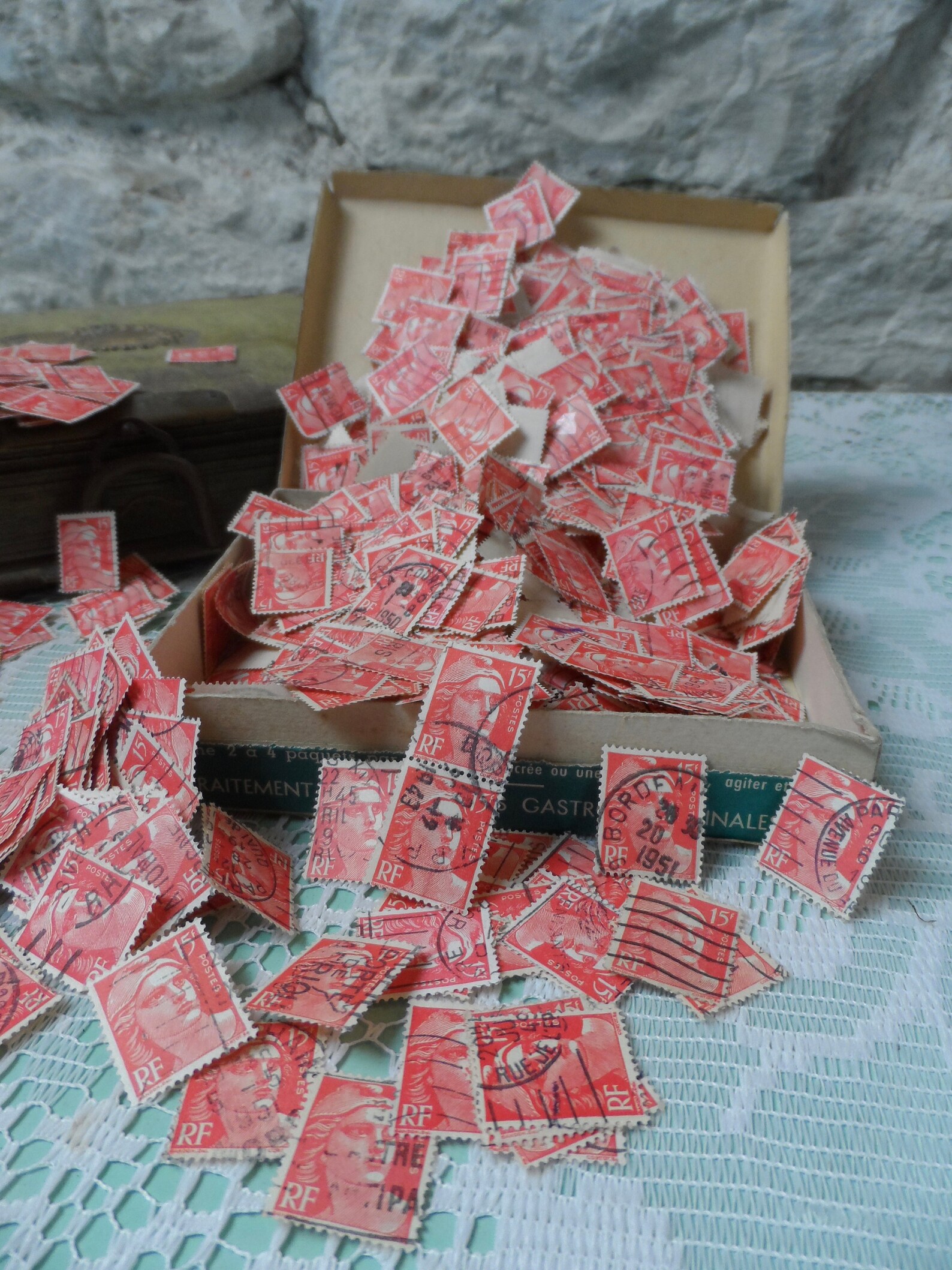 100 French Stamps 15f Used Red Postage Stamps, Vintage Red Marianne ...