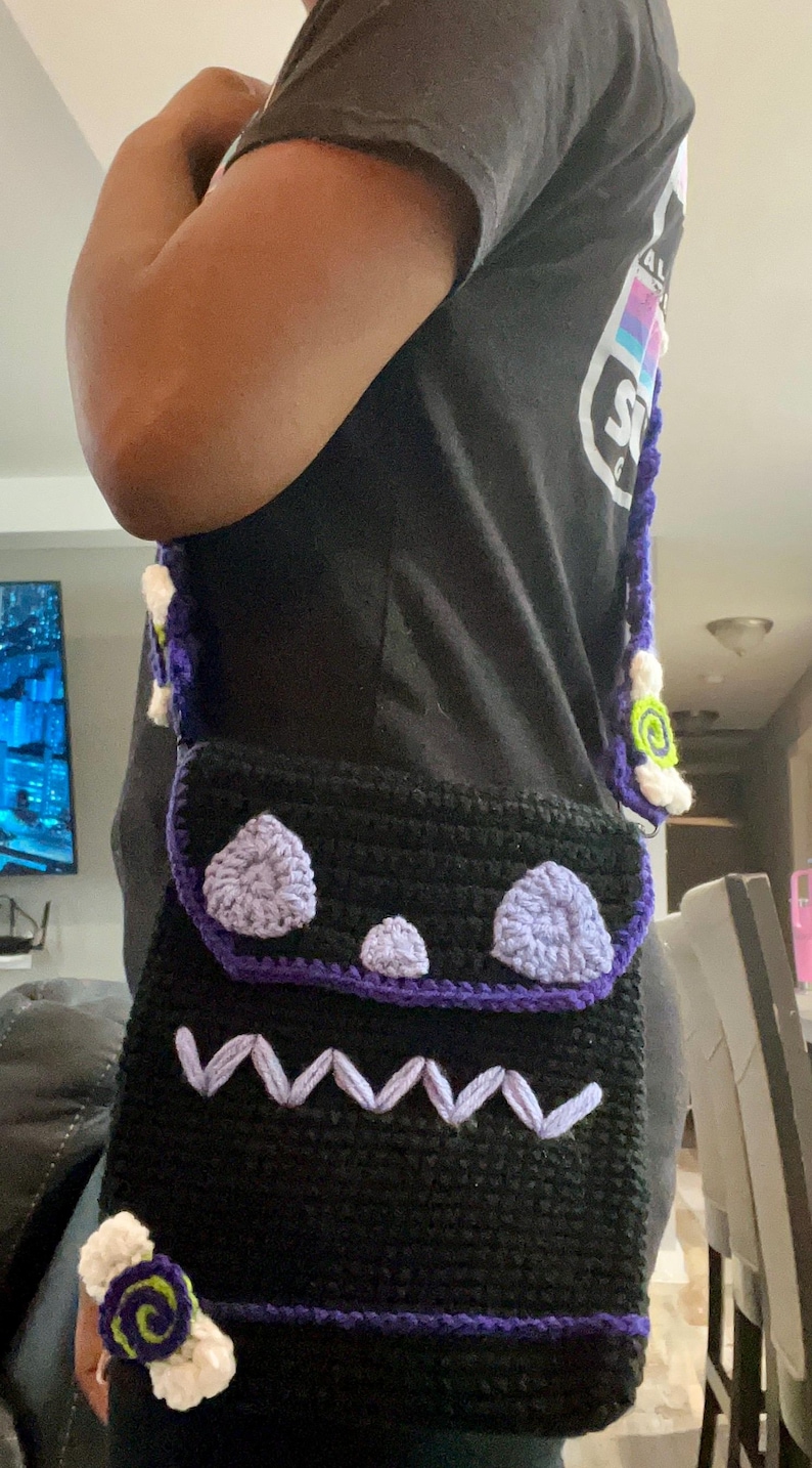 Halloween Themed Crochet Crossbody Bag - Crochet Pattern, Handmade Bag ...