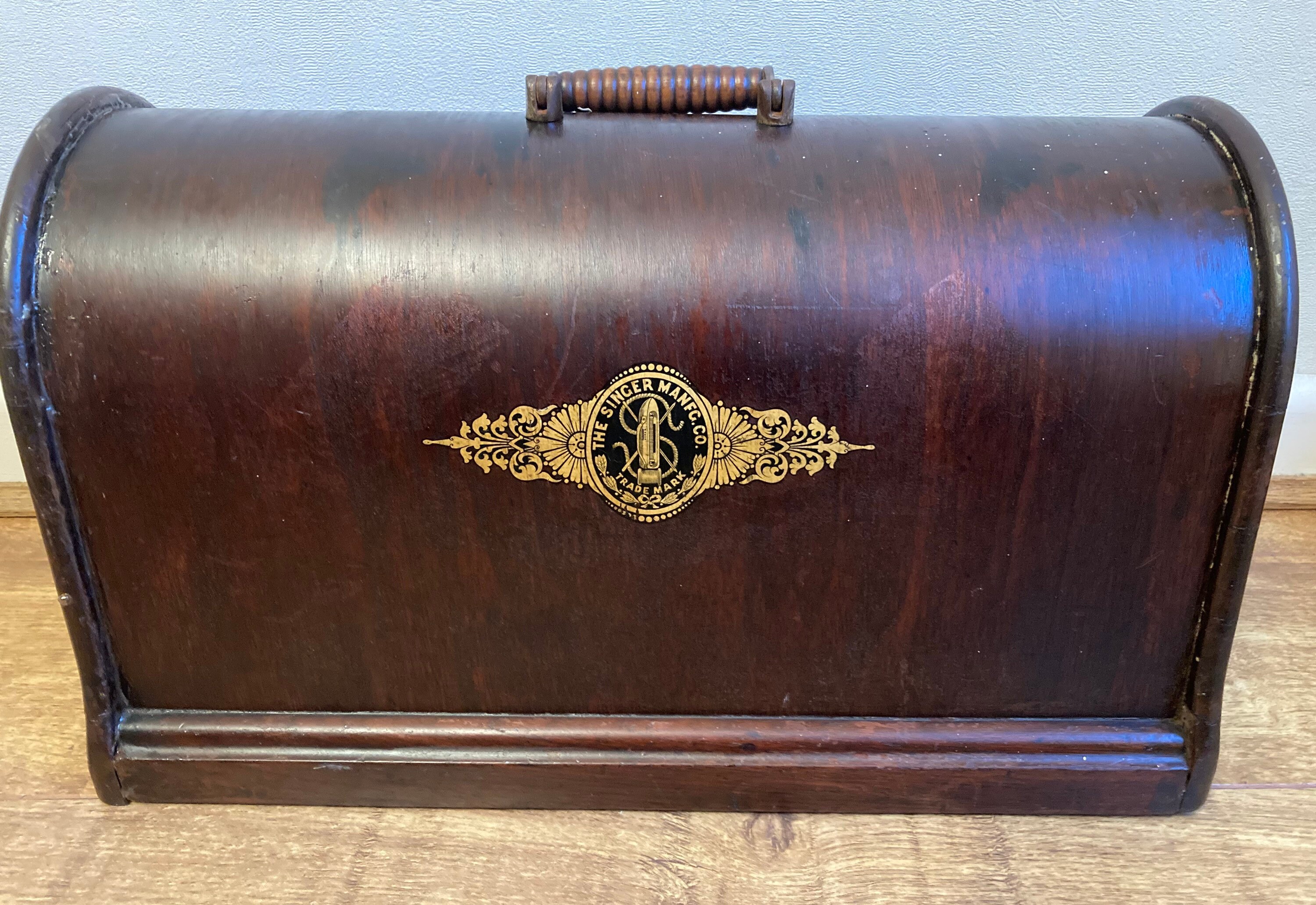 Singer Bentwood Case for sale| 82 ads for used Singer Bentwood Cases