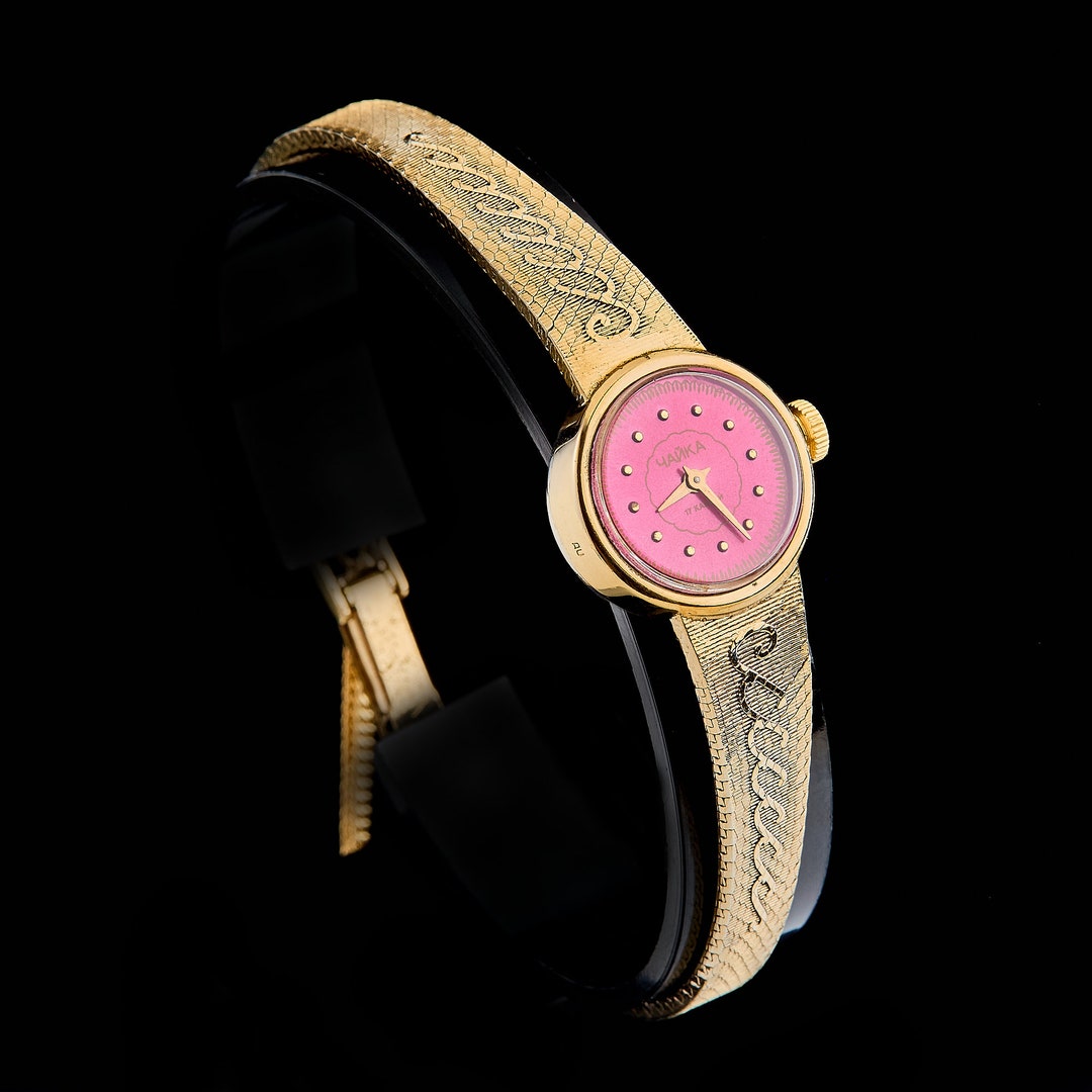 Vintage Women's Gold-plated Mechanical Soviet Watch Chaika 17 Stones ...